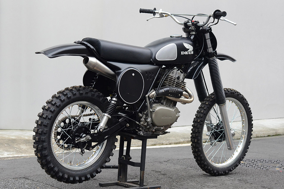 Deus Ex Machina Malachi Crunch Dirt Bike | Uncrate