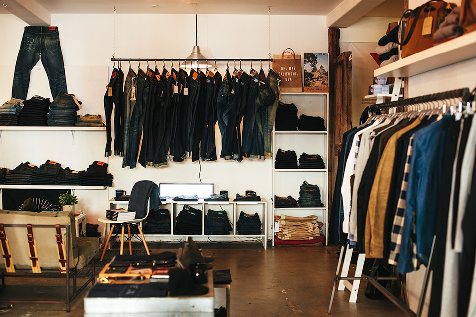 Lone Flag | Uncrate