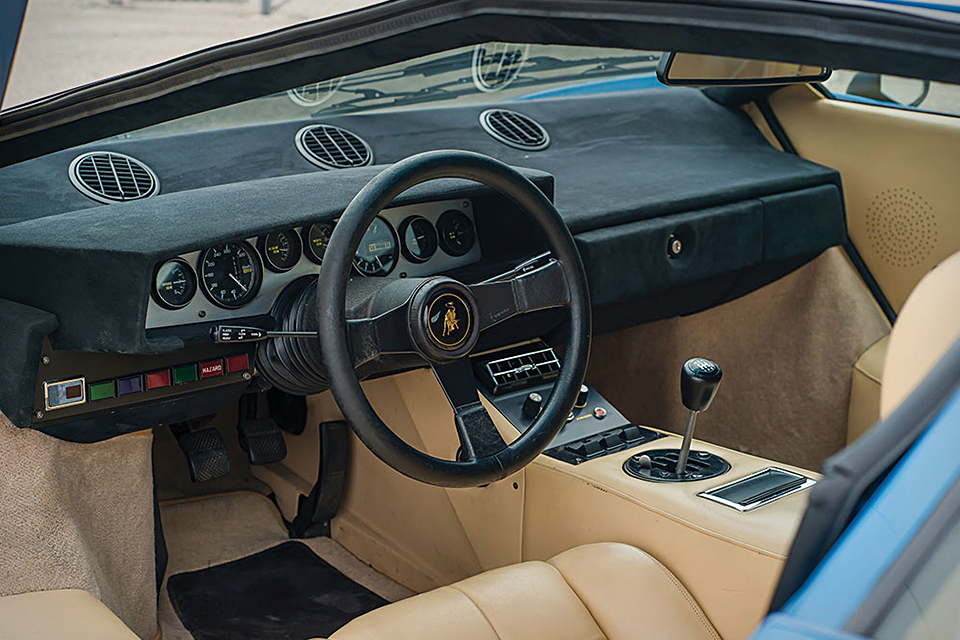 1976 Lamborghini Countach LP 400 Periscopio | Uncrate