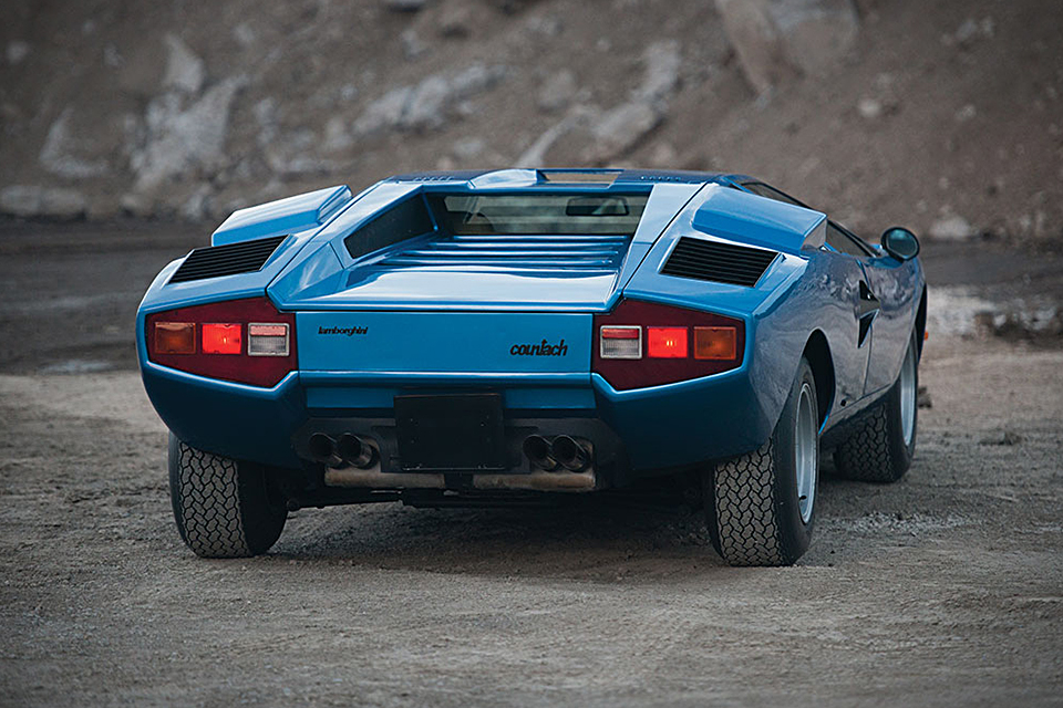 1976 Lamborghini Countach LP 400 Periscopio | Uncrate