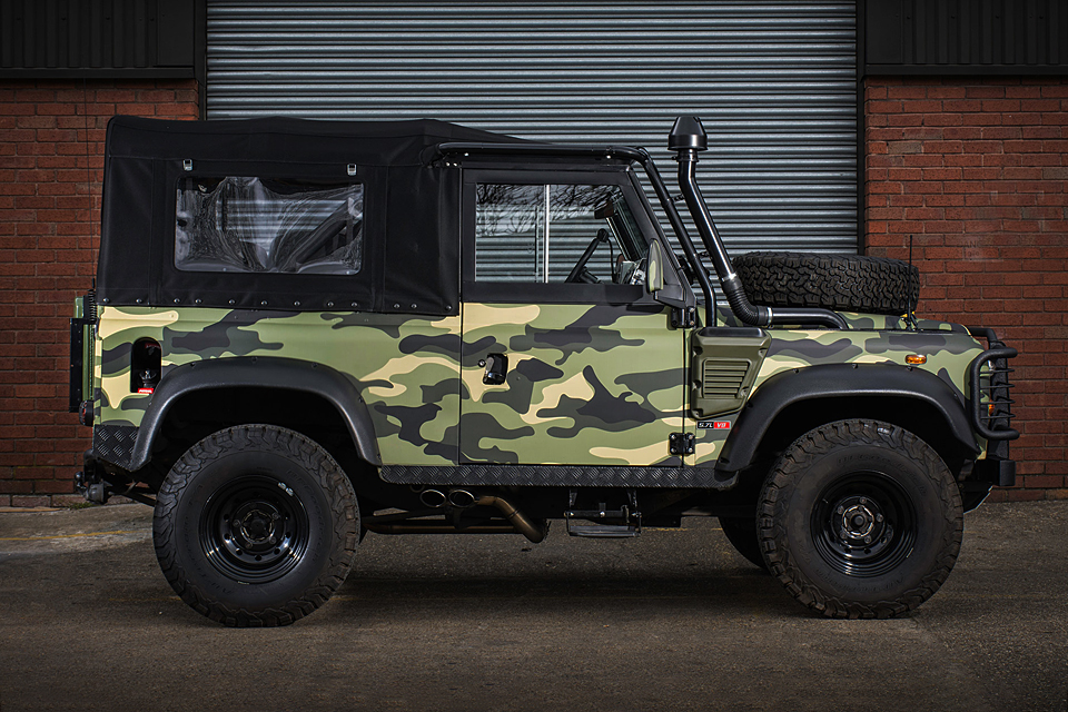 Land Rover Defender Military Edition | Uncrate