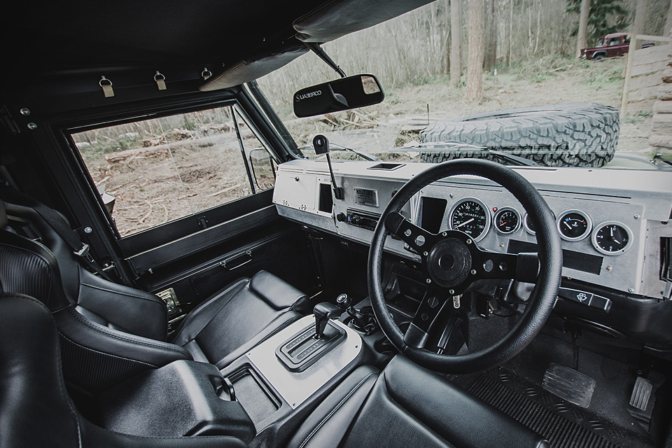 Land Rover Defender Military Edition | Uncrate
