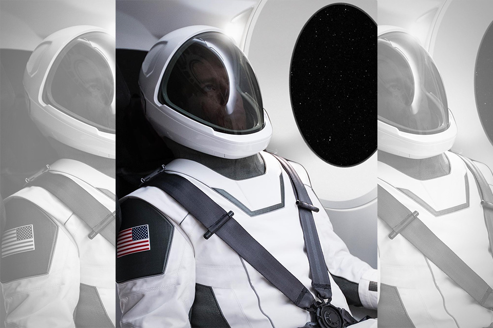Traje Espacial de SpaceX | Uncrate