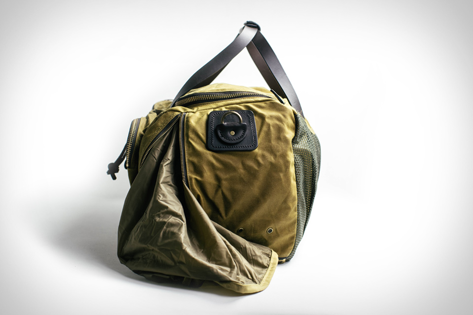 Filson Excursion Bag | Uncrate