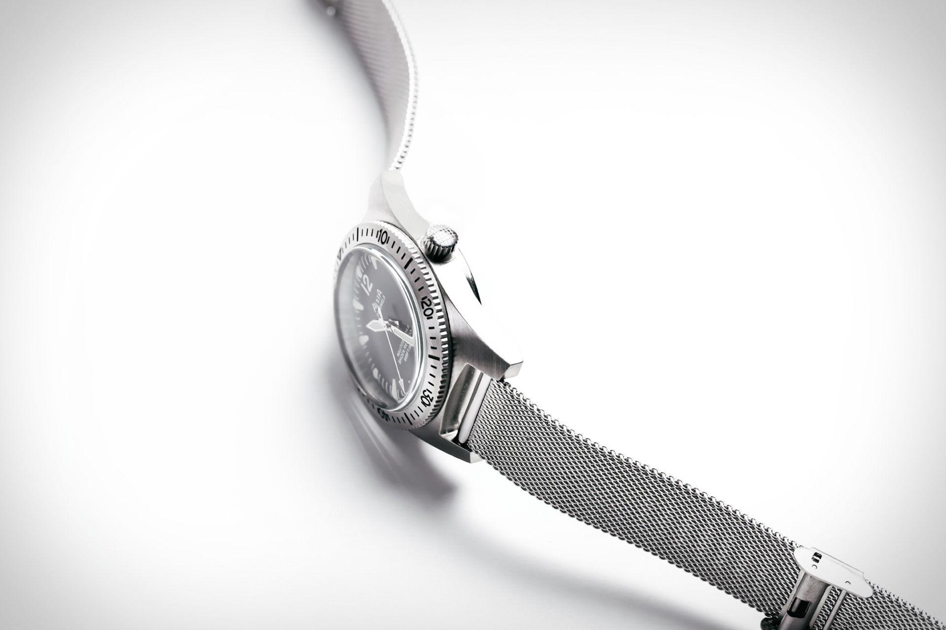 Alsta Nautoscaph II Jaws Watch | Uncrate