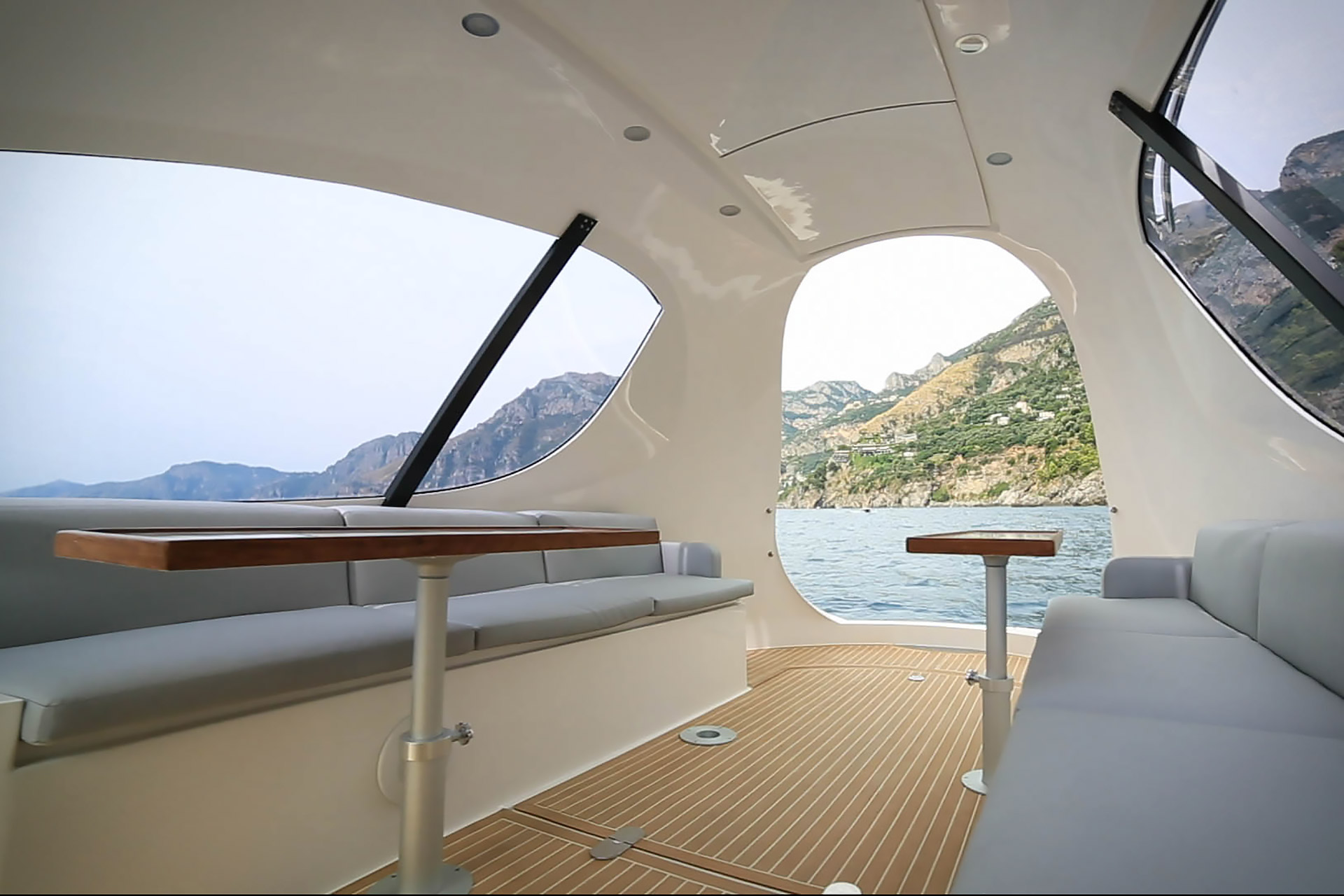 Jet Capsule Compact Yacht | Uncrate