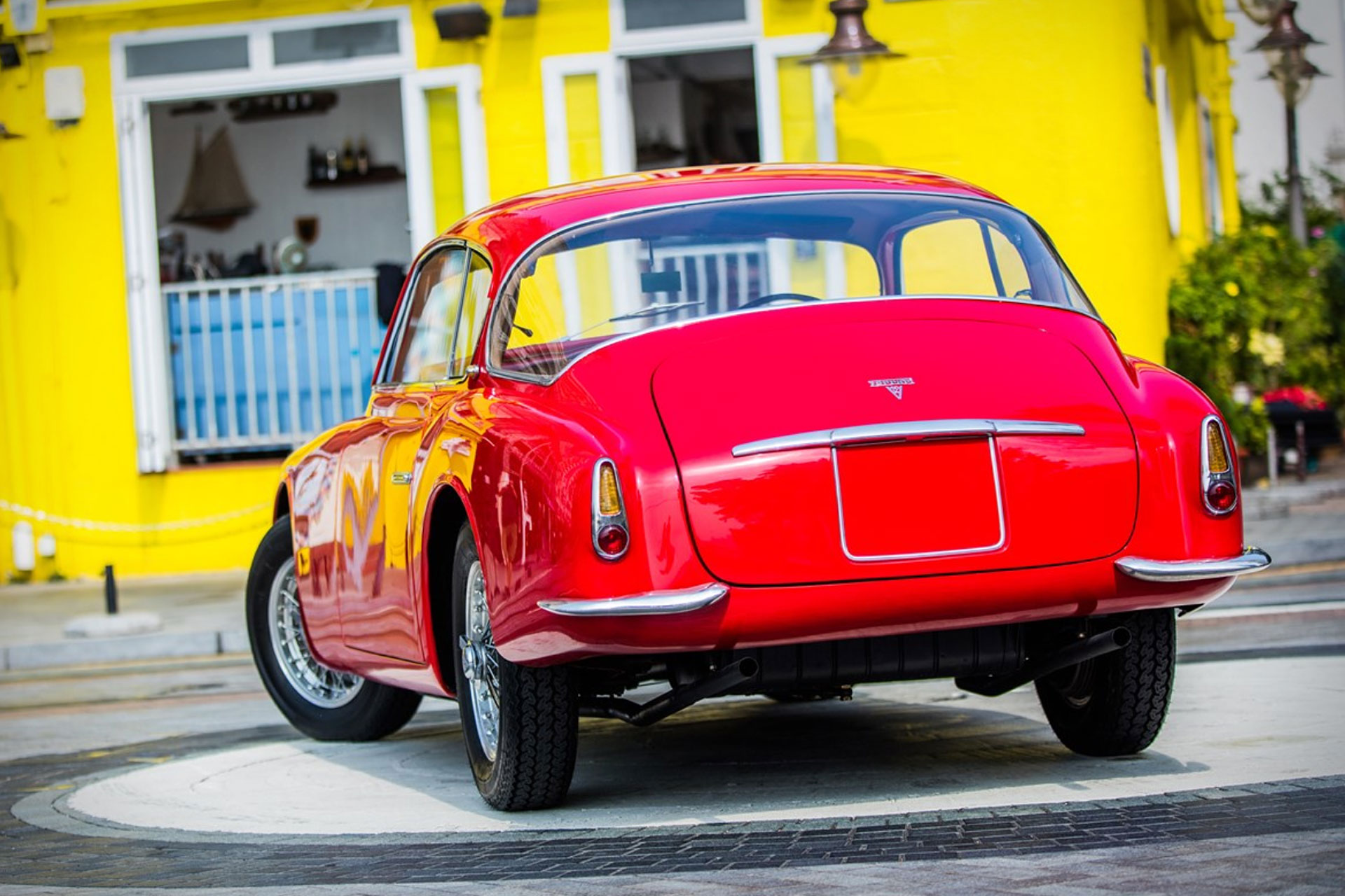 1950 Ferrari 195 Inter Coupe by Ghia | Uncrate
