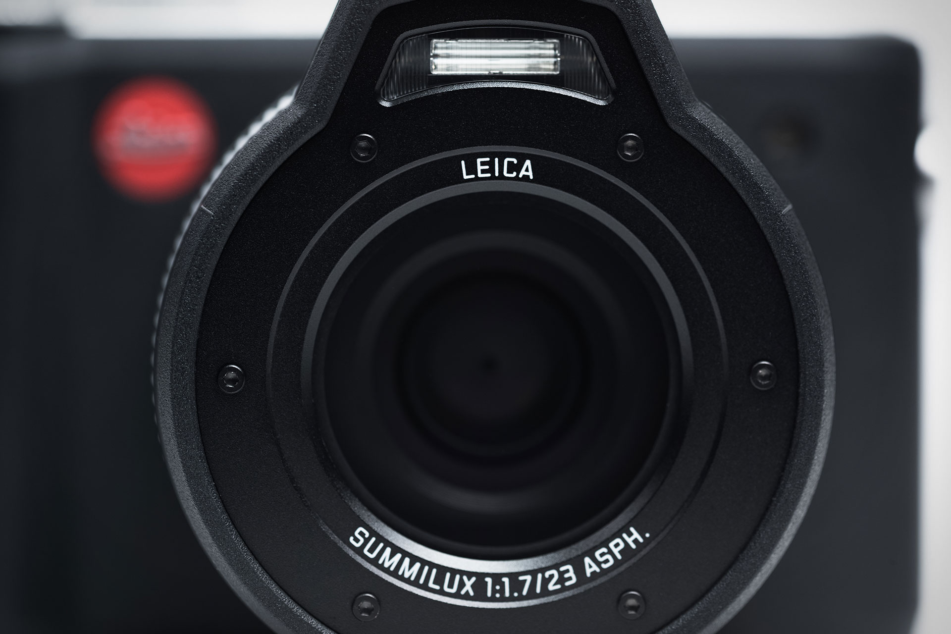 Leica X-U Camera | Uncrate