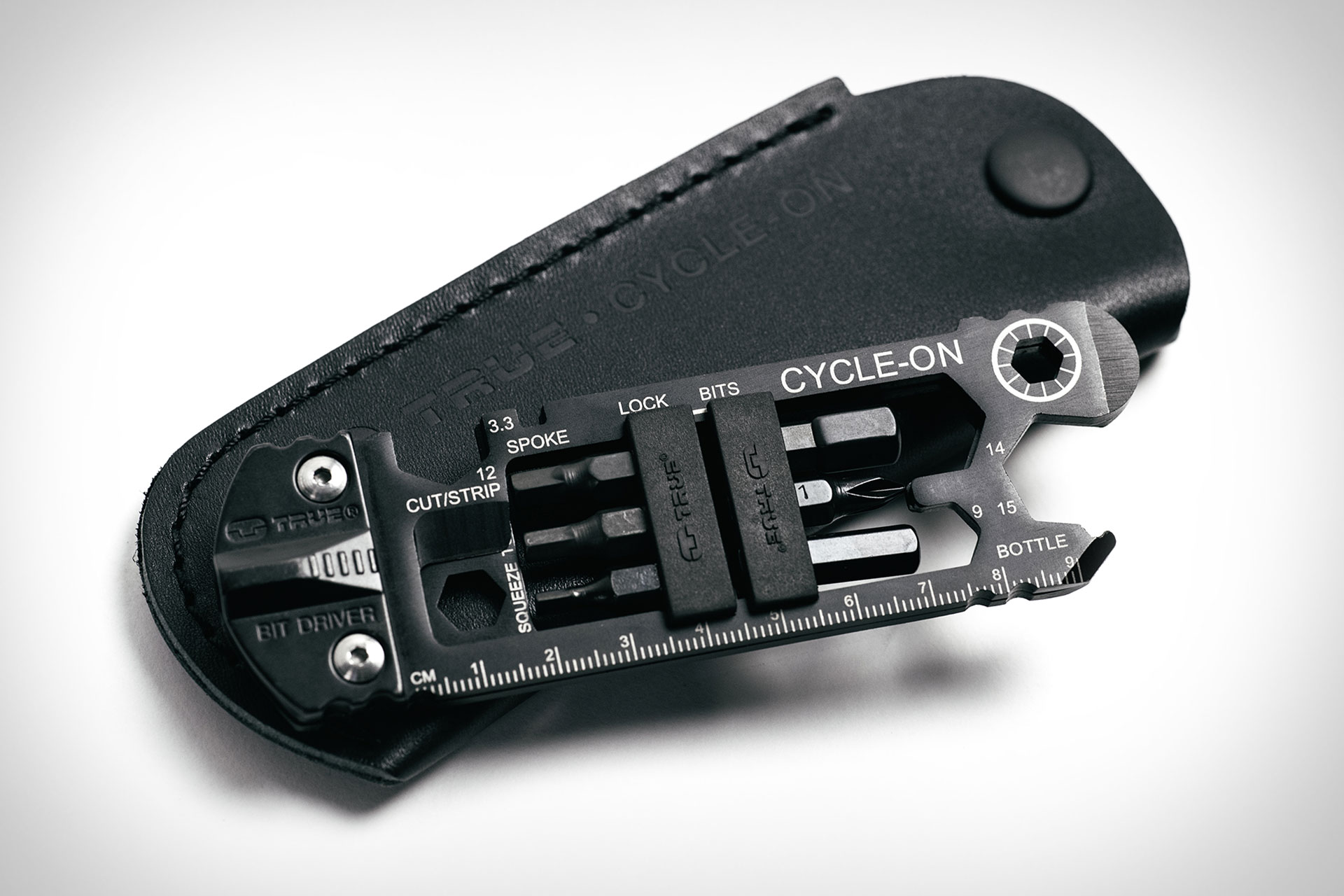 True Utility Cycle-On Multi-Tool | Uncrate