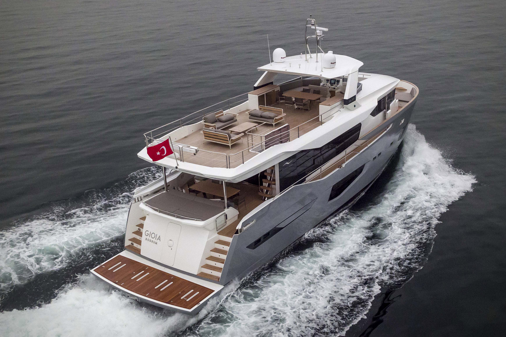 Numarine 26XP High-Speed Expedition Yacht | Uncrate