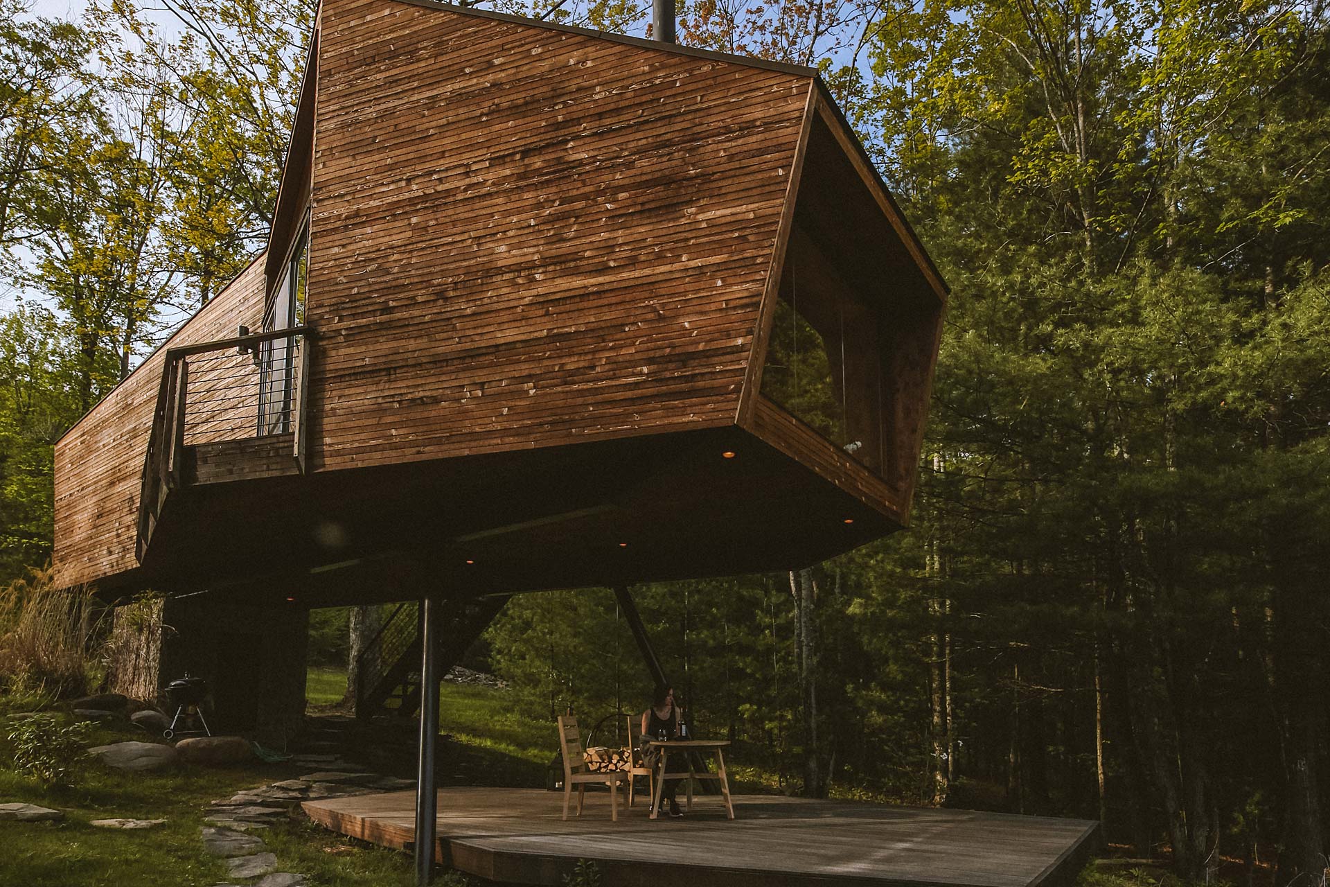 Willow Treehouse | Uncrate