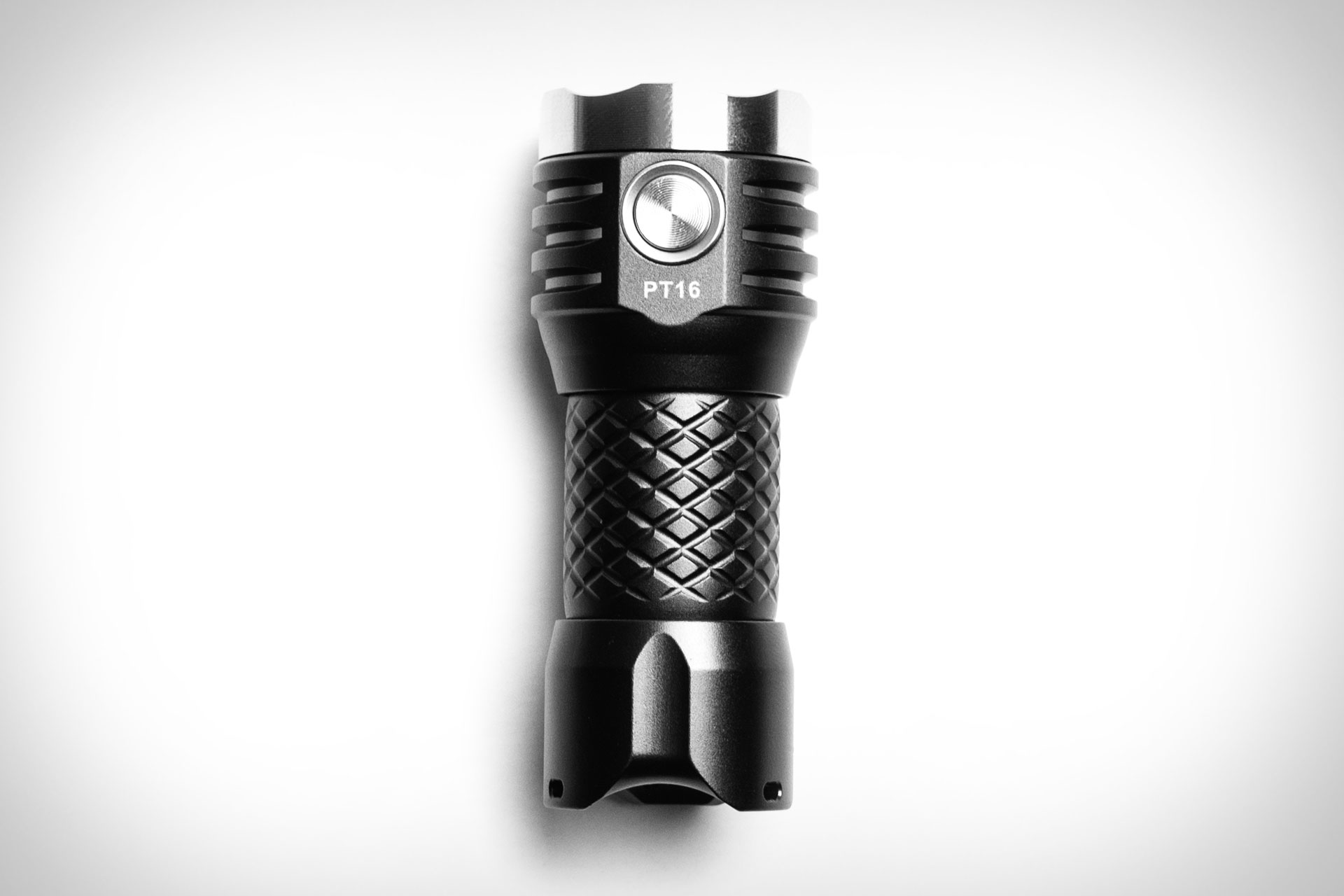 MecArmy PT16 Flashlight | Uncrate
