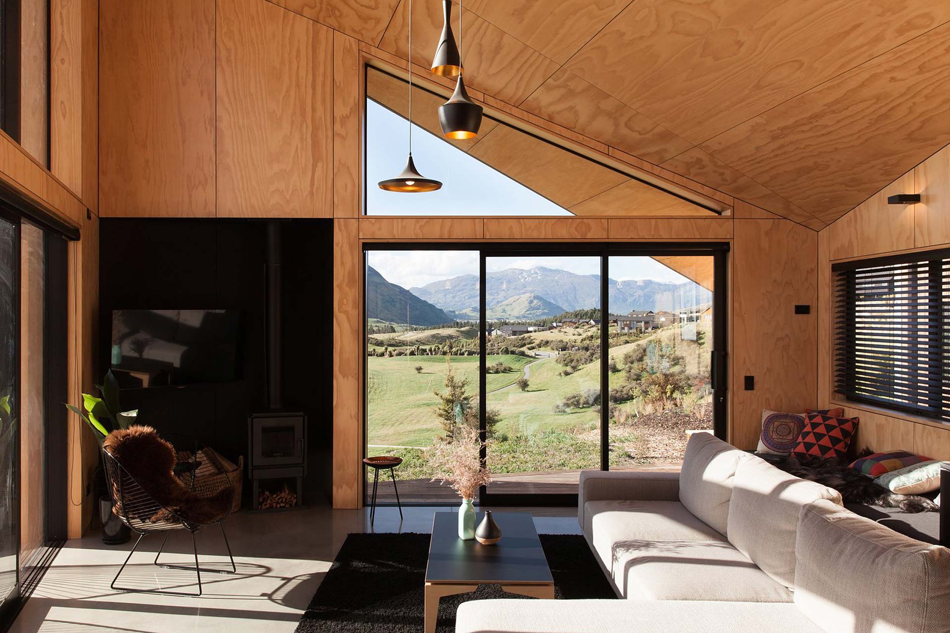 Tom's House | Uncrate