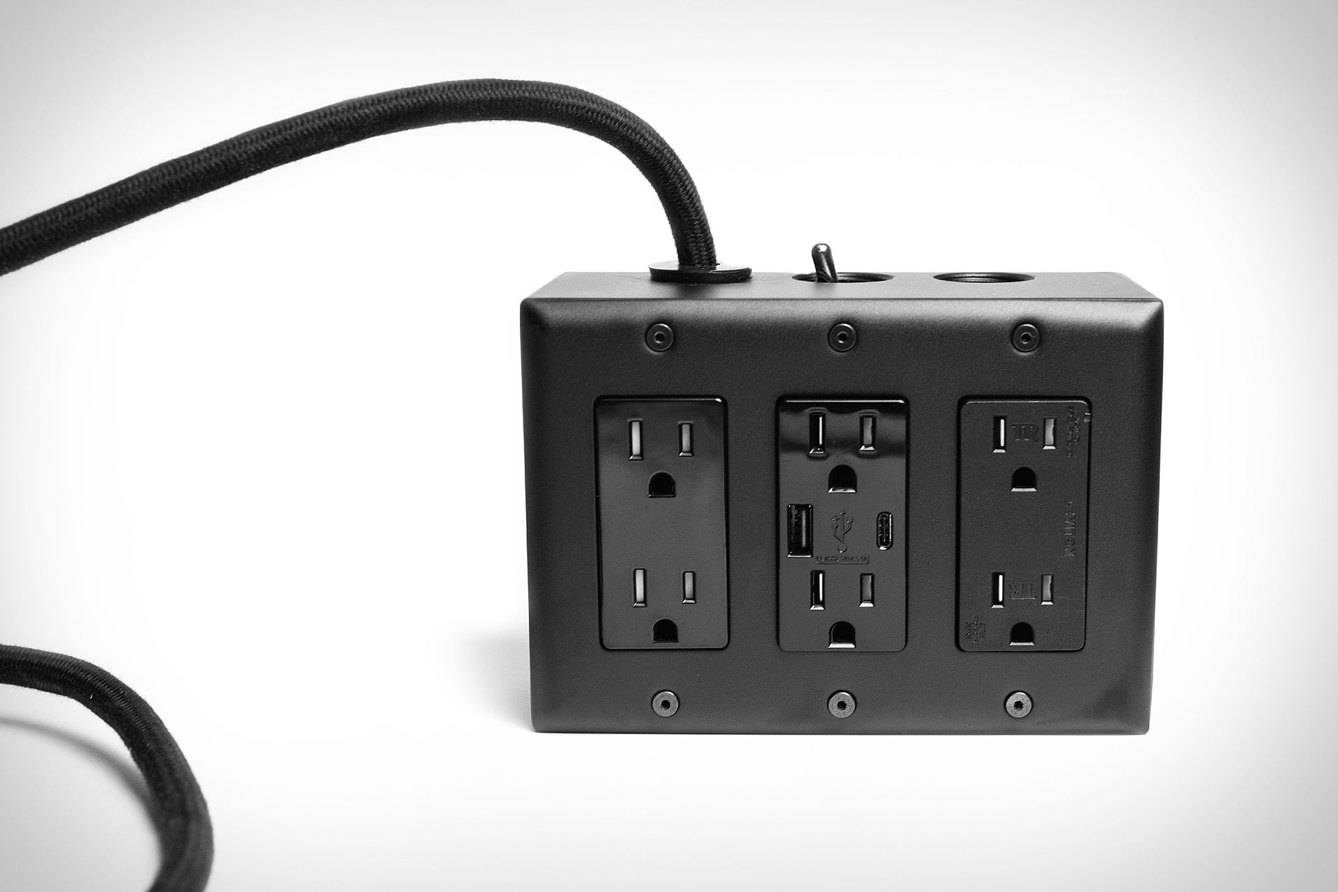 Conway Electric x Uncrate Smart Extension Cables | Uncrate