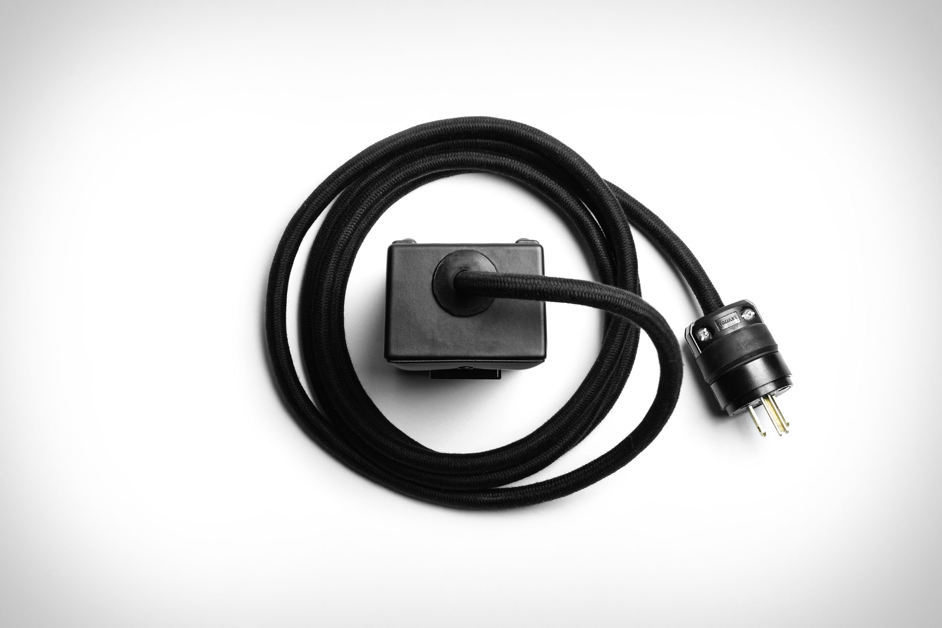 Conway Electric x Uncrate Smart Extension Cables | Uncrate