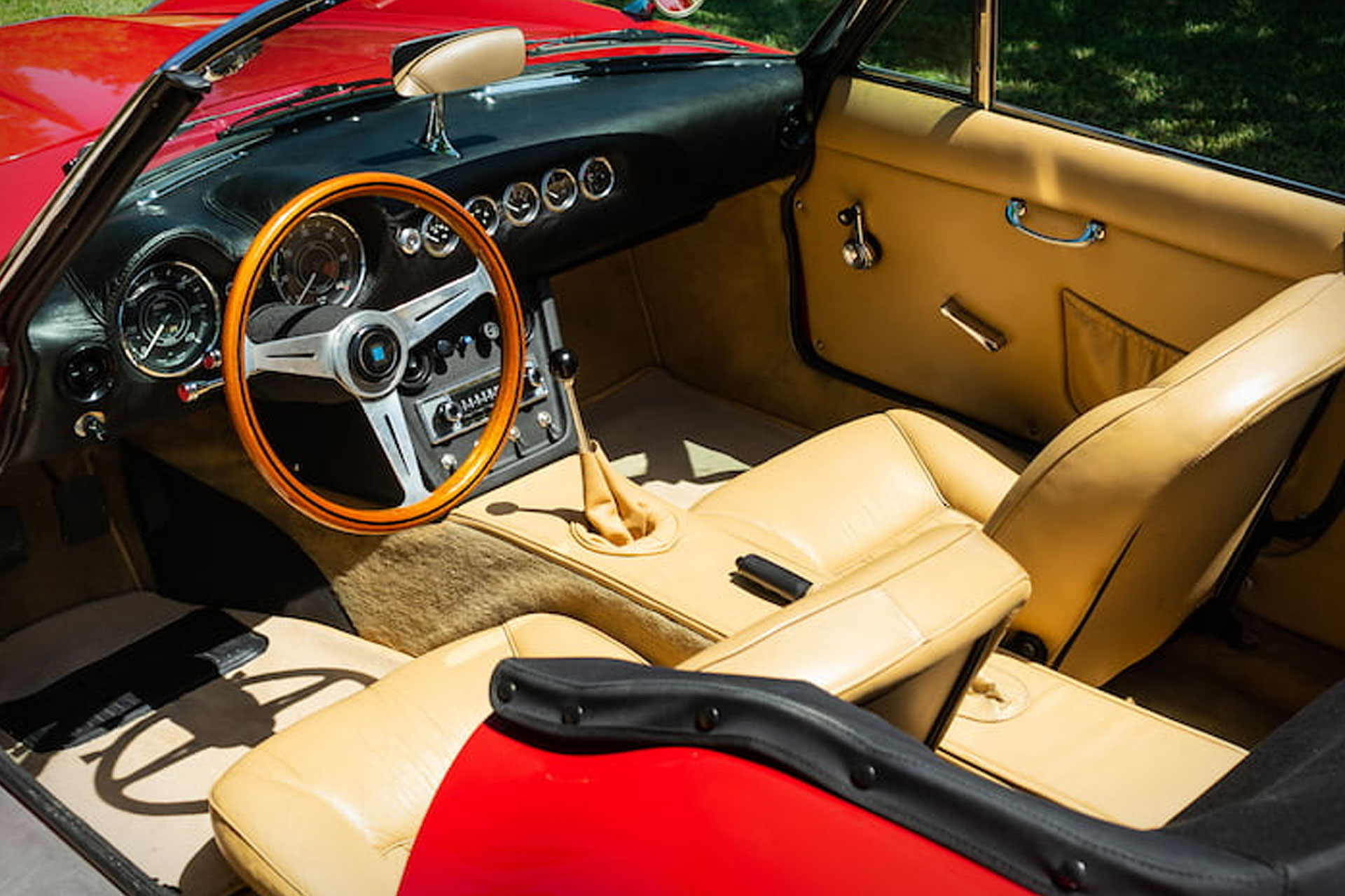 Ferris Bueller's Modena GT Spyder California | Uncrate