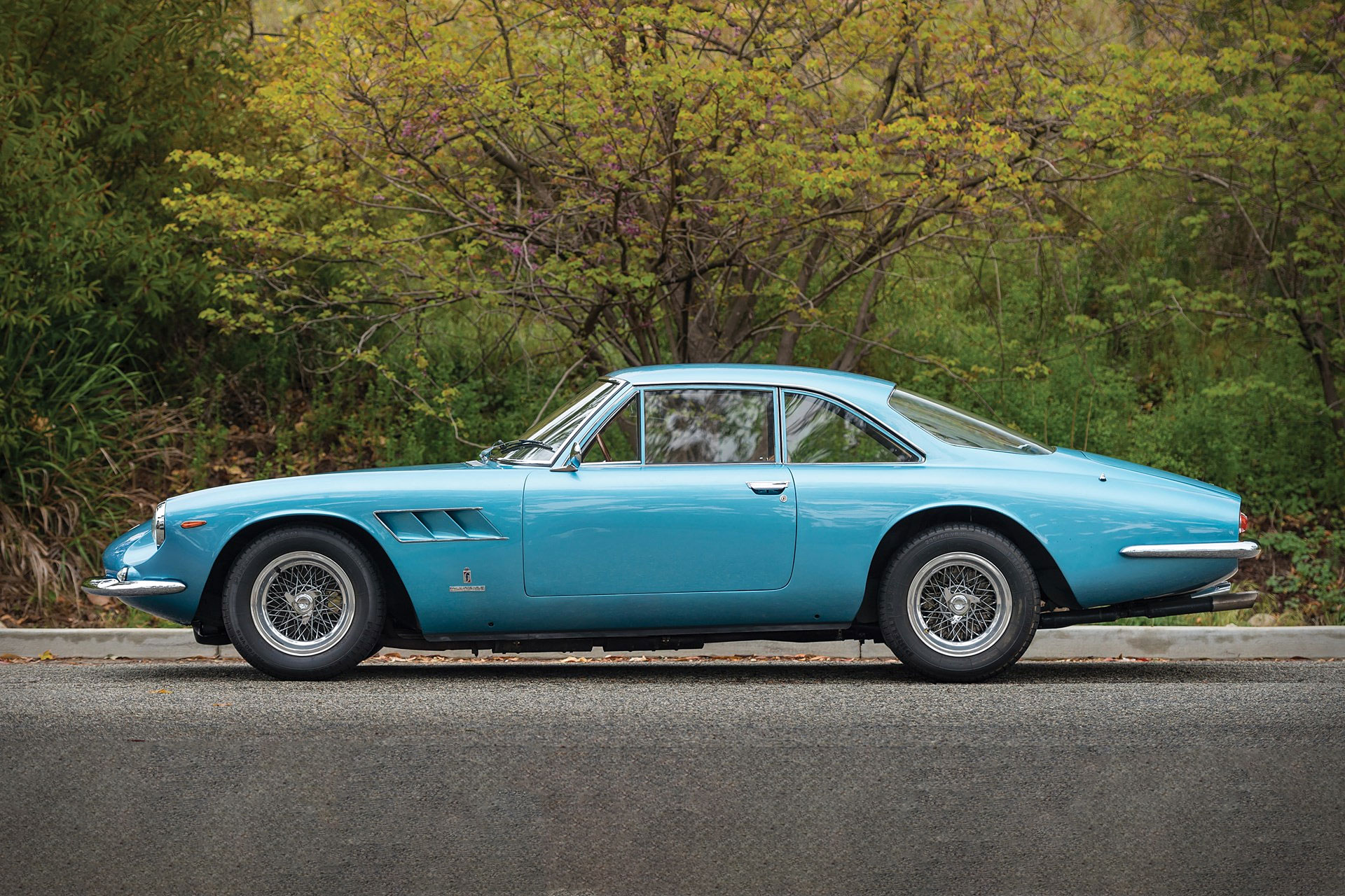 La Ferrari 500 Superfast Series II Coupé de 1966 | Uncrate