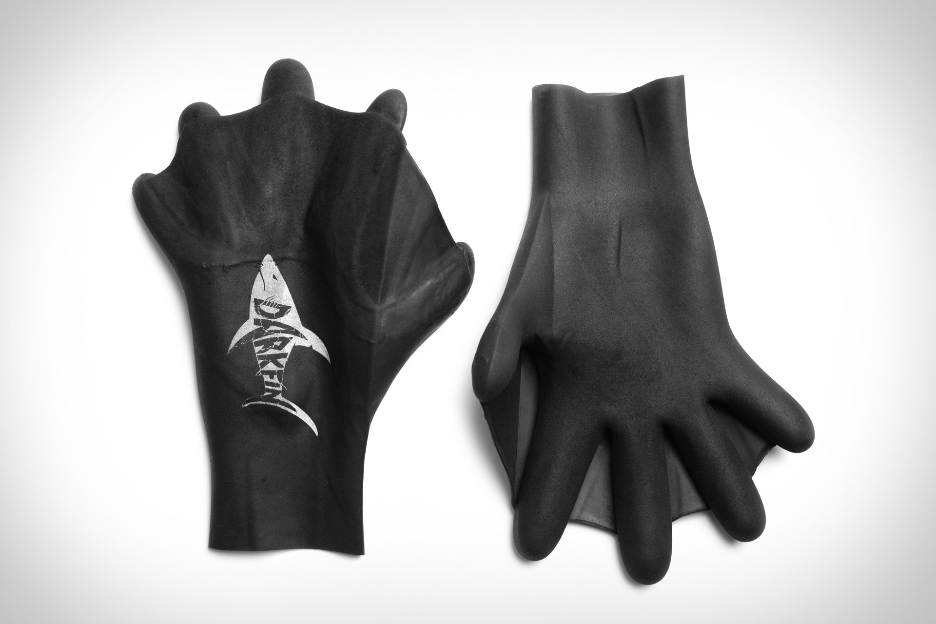 Darkfin Gloves | Uncrate