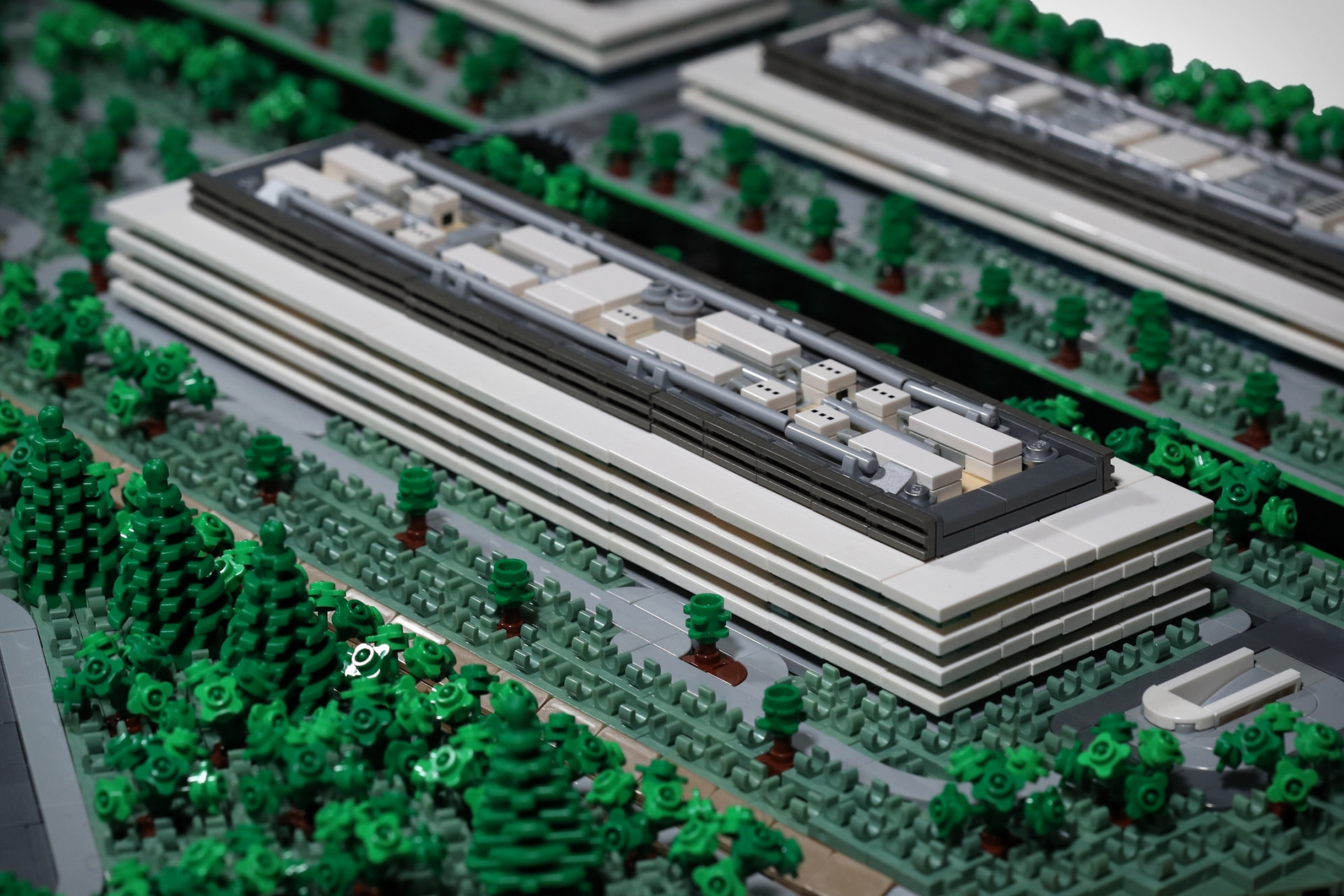 Lego Apple Park | Uncrate