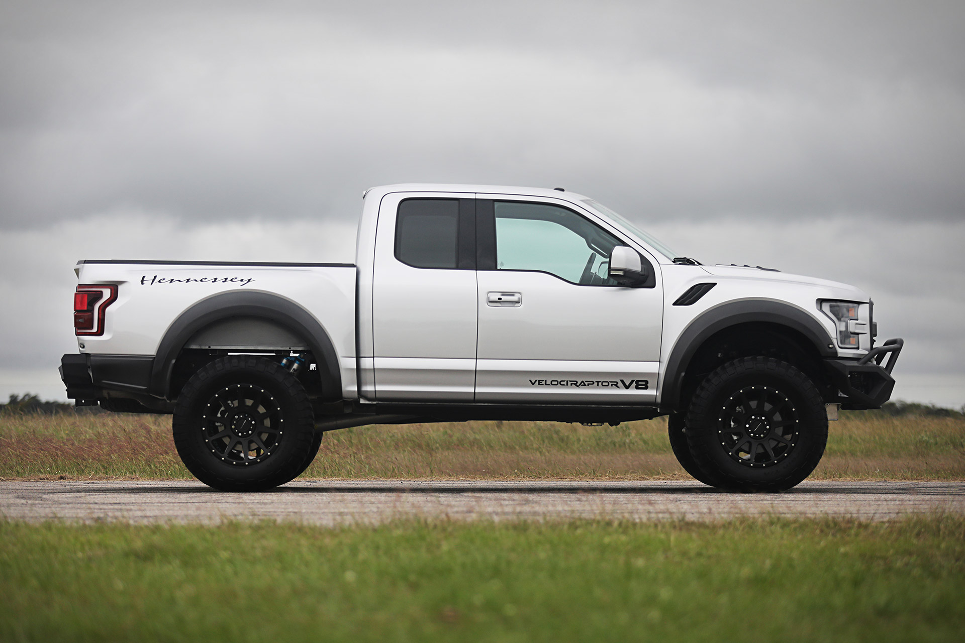 2019 Hennessey VelociRaptor V8 Truck | Uncrate