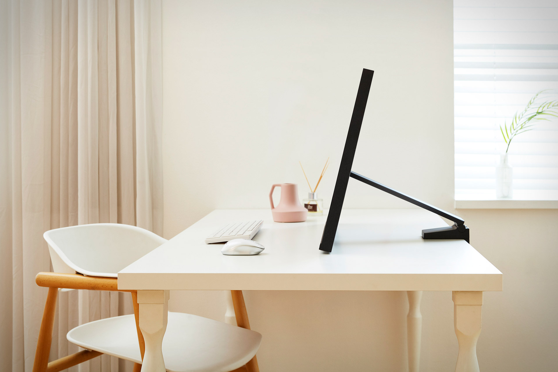 Samsung Space Monitor | Uncrate