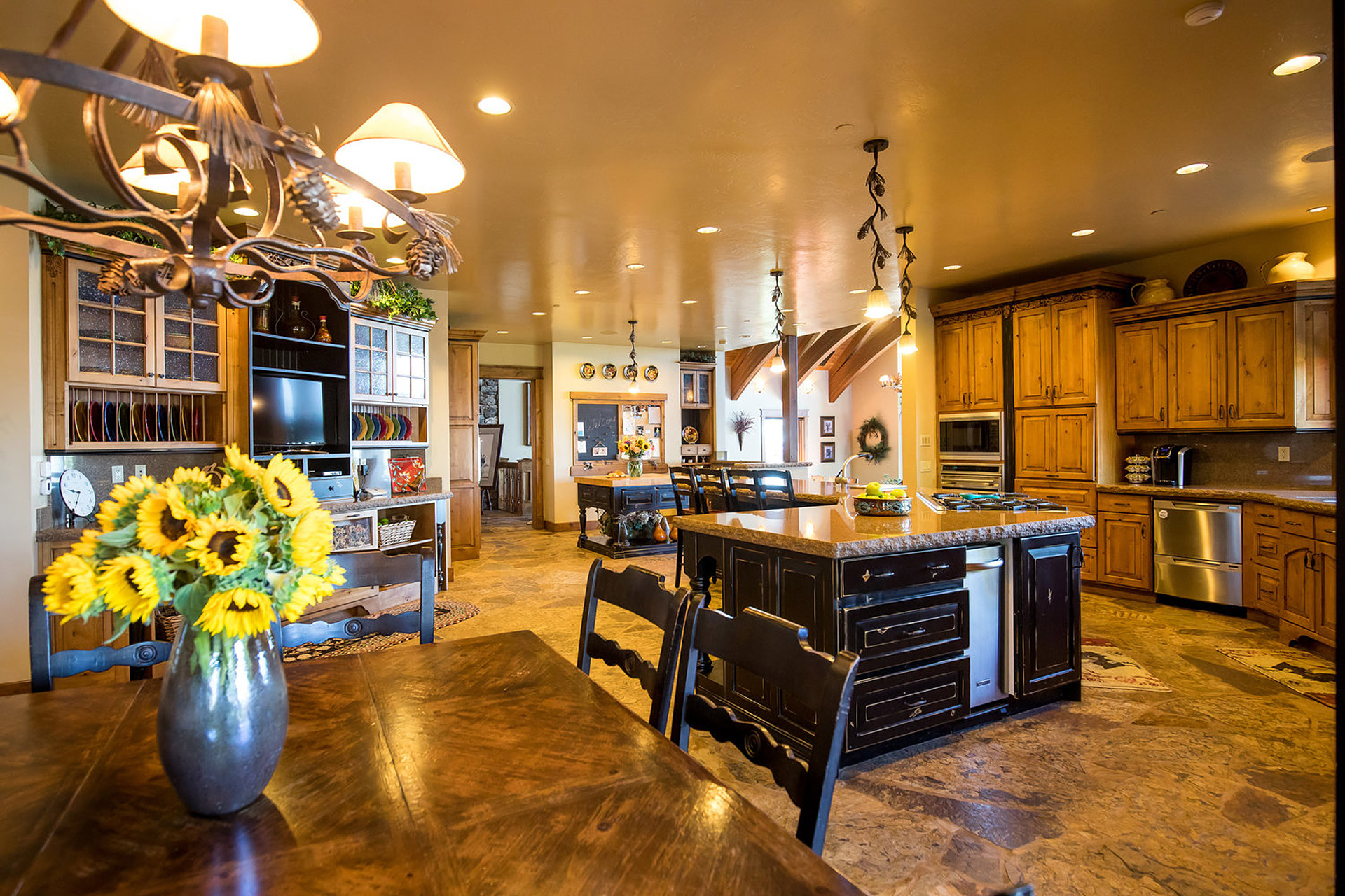 Eagle Crest Mountain Estate | Uncrate