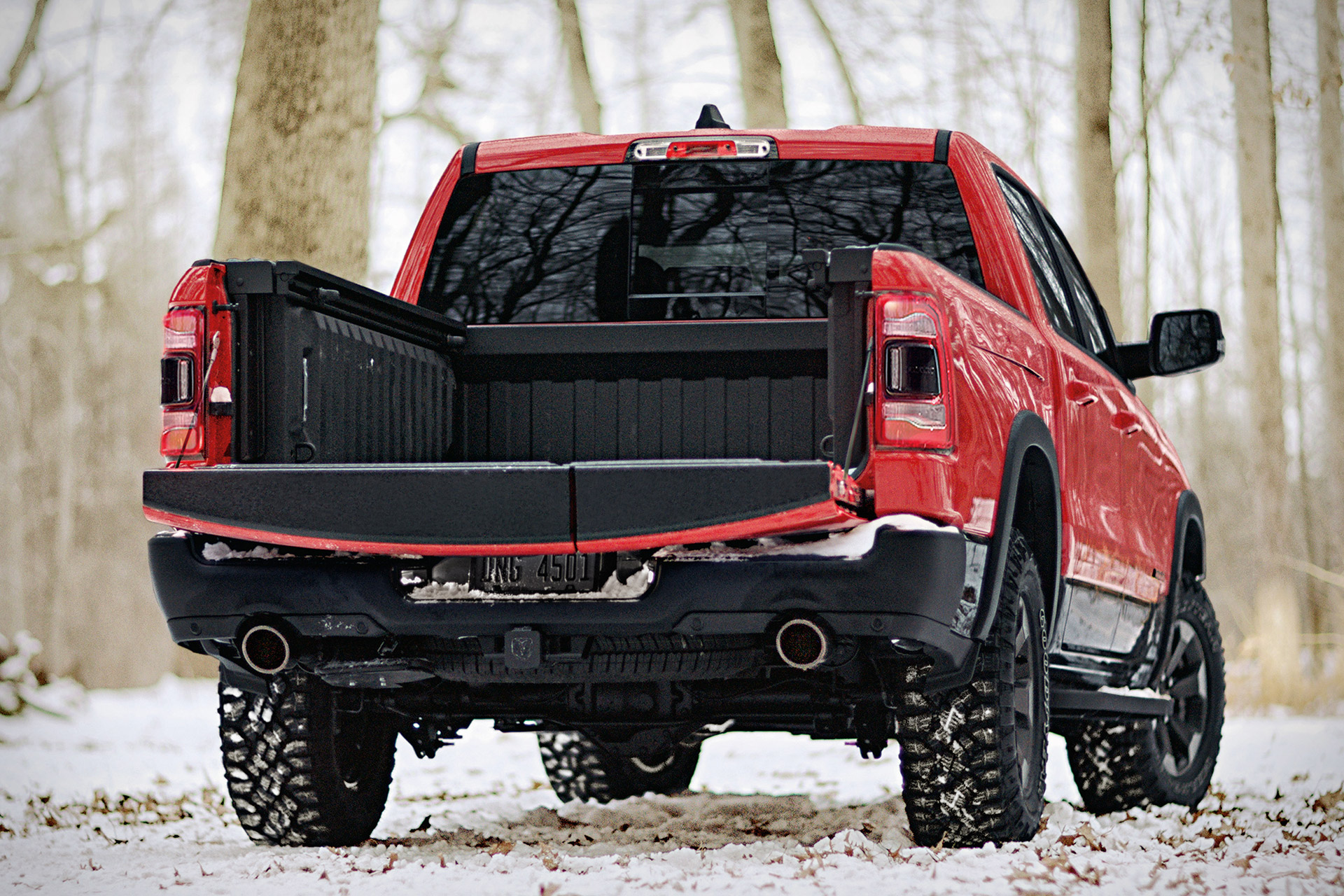 2019 Ram 1500 Multifunction Tailgate | Uncrate