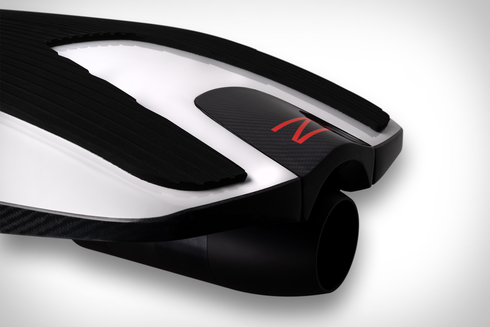 Awake Ravik Electric Surfboard | Uncrate