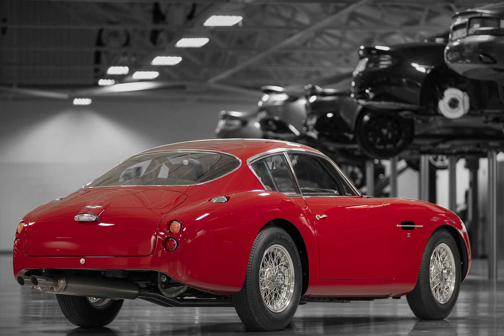 阿斯顿马丁DB4 GT Zagato延续双门轿跑车 | Uncrate