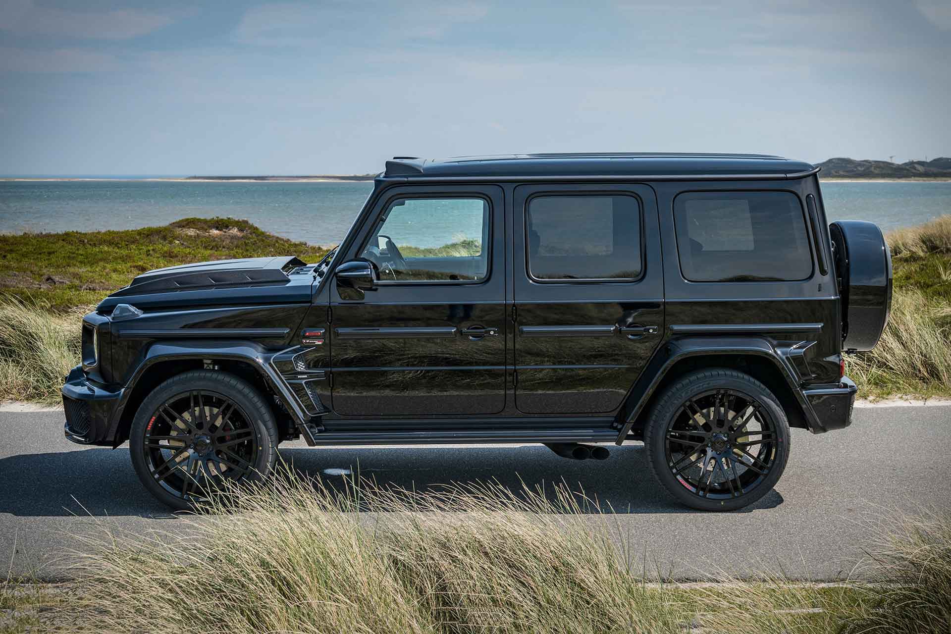 Brabus Black Ops 800 SUV | Uncrate