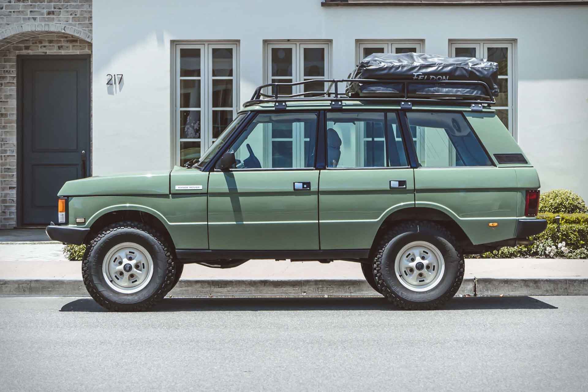Heritage Range Rover Classic SUV | Uncrate
