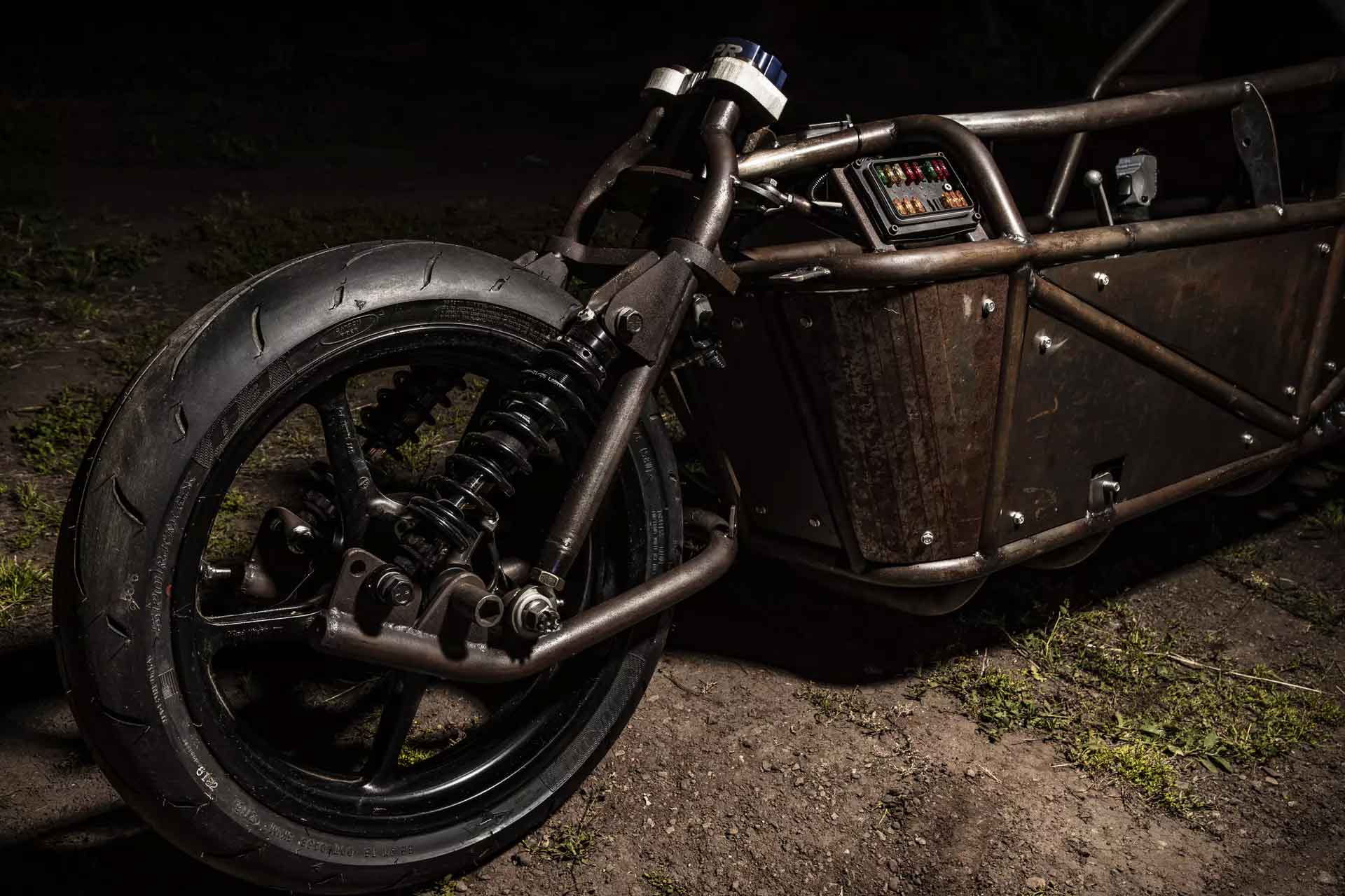 Lark Streamliner Electric Motorcycle | Uncrate