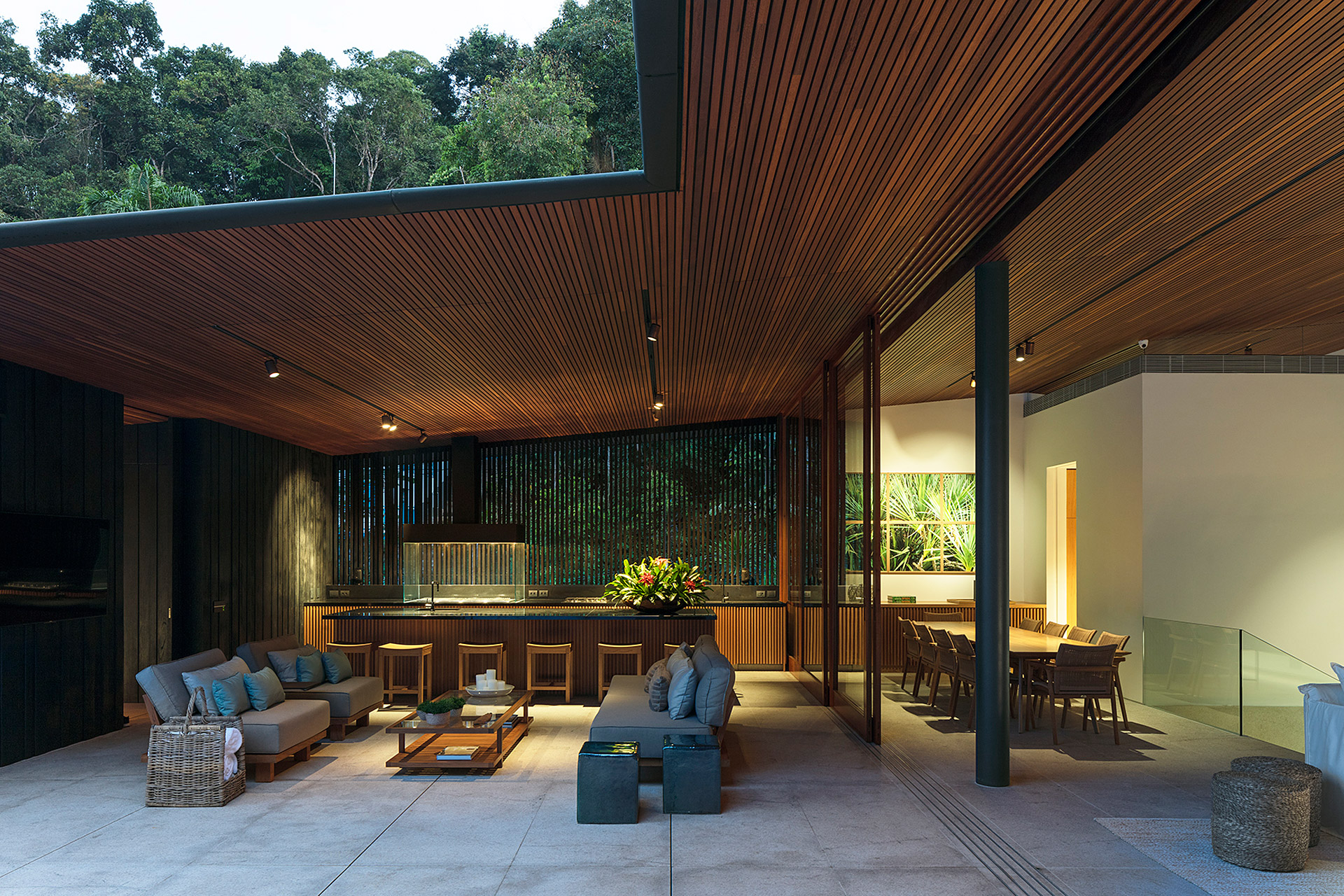 MH House | Uncrate