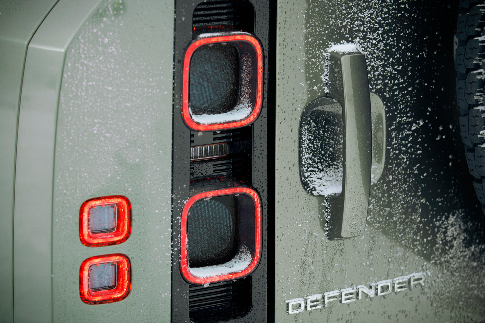 2020 Land Rover Defender SUV | Uncrate