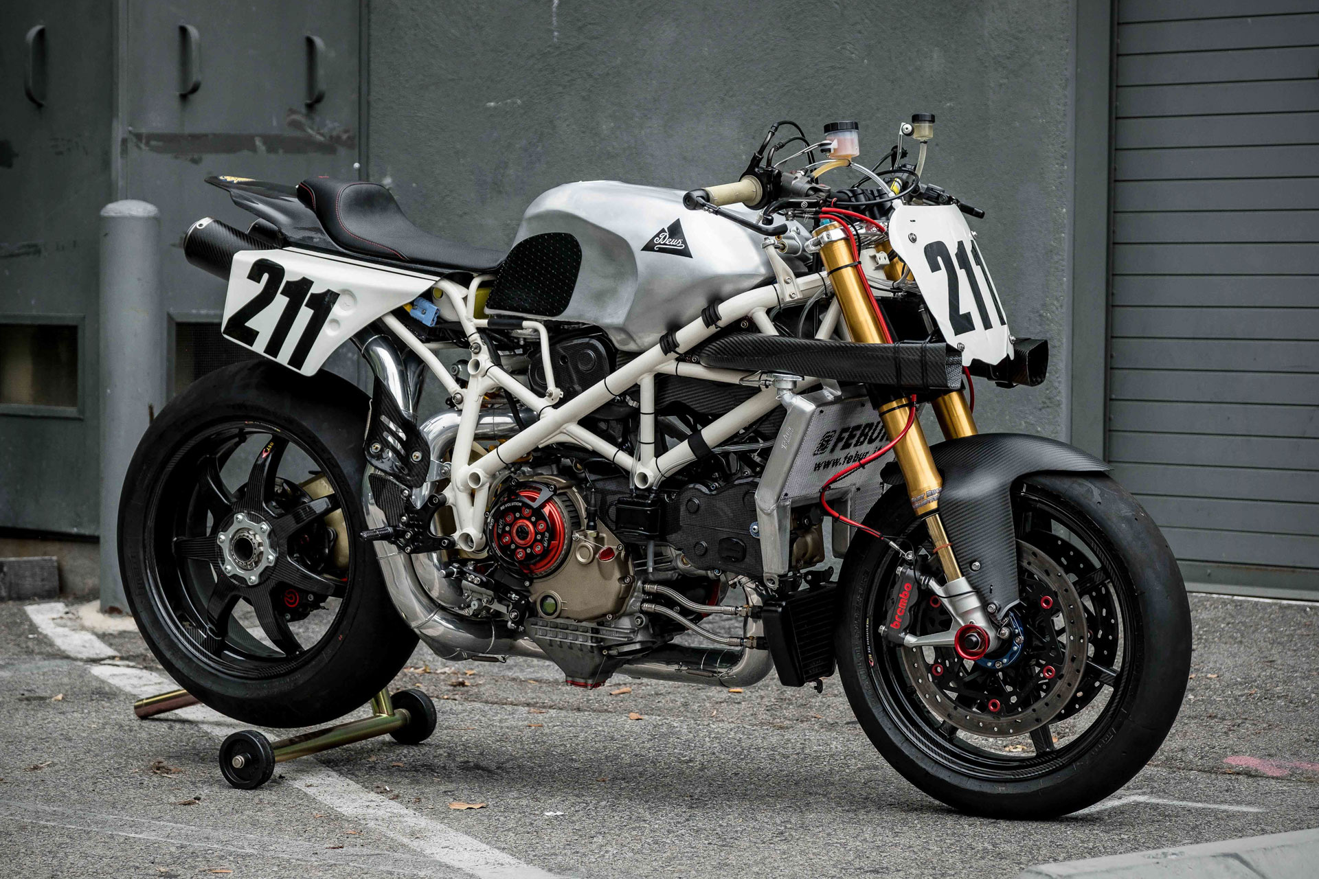 Deus Ex Machina Beastie Motorcycle | Uncrate