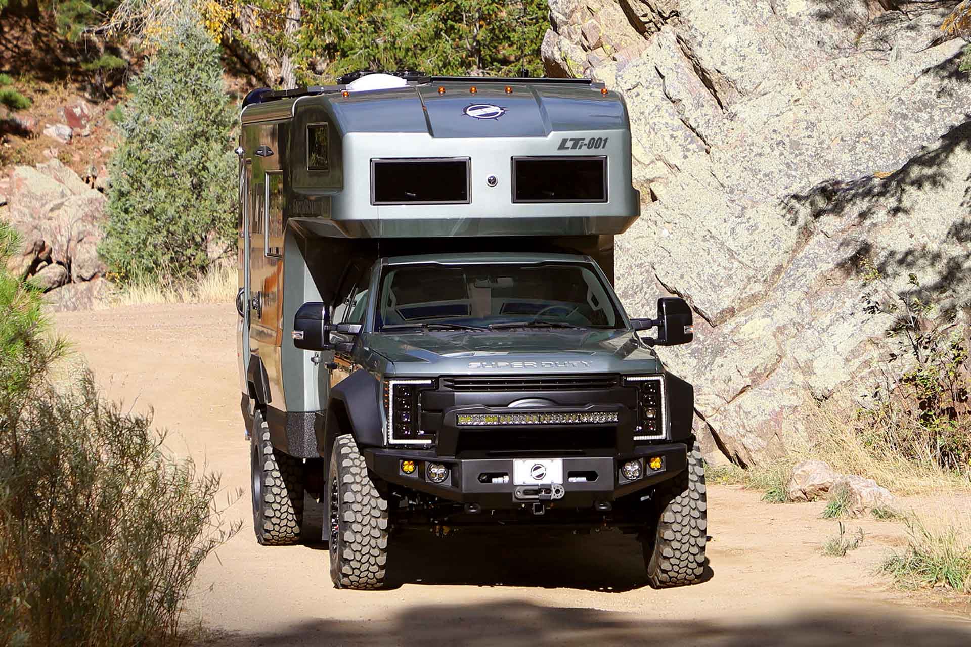 EarthRoamer LTi Expeditionsfahrzeug | Uncrate