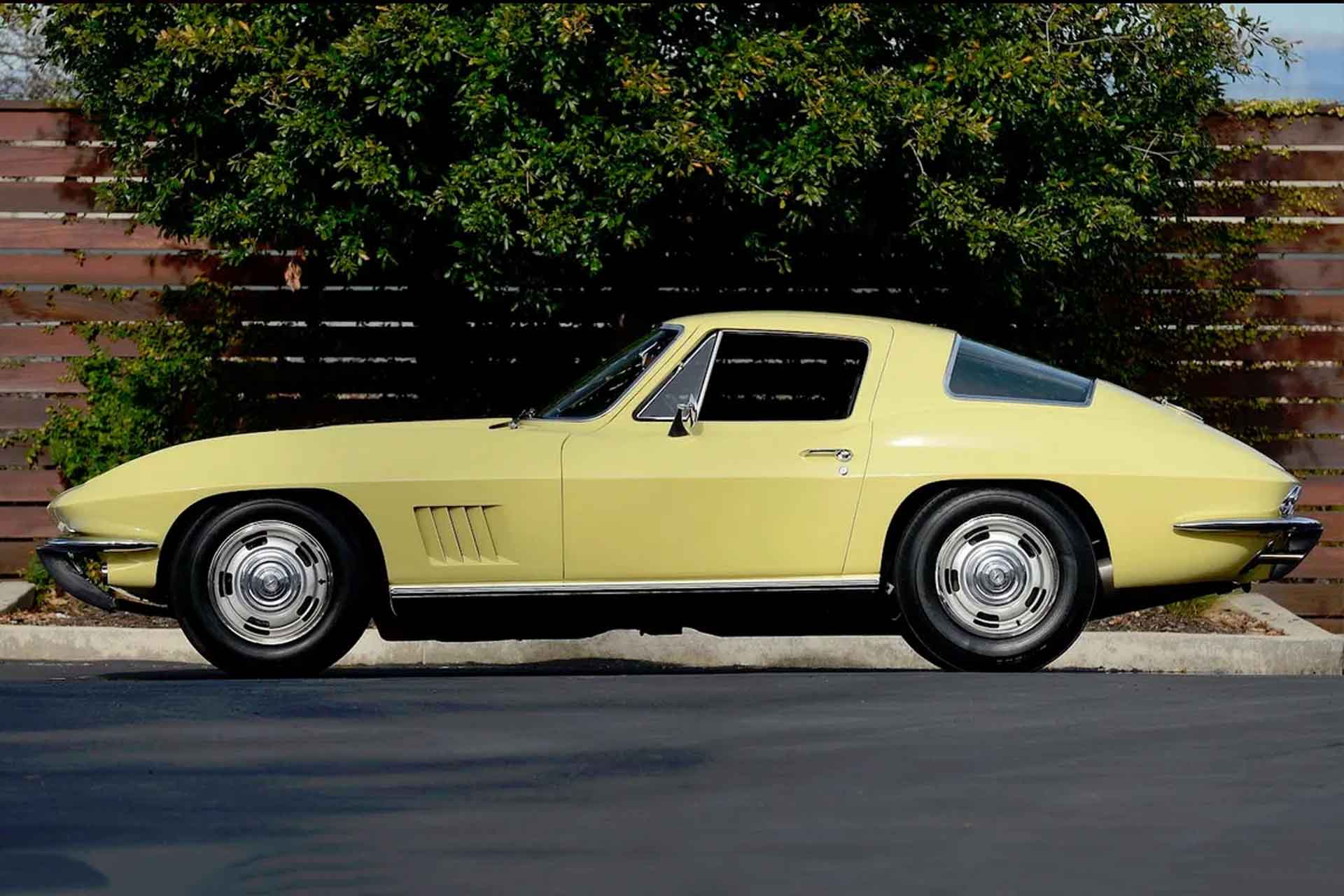 1967 Chevrolet L88 Corvette Coupe | Uncrate