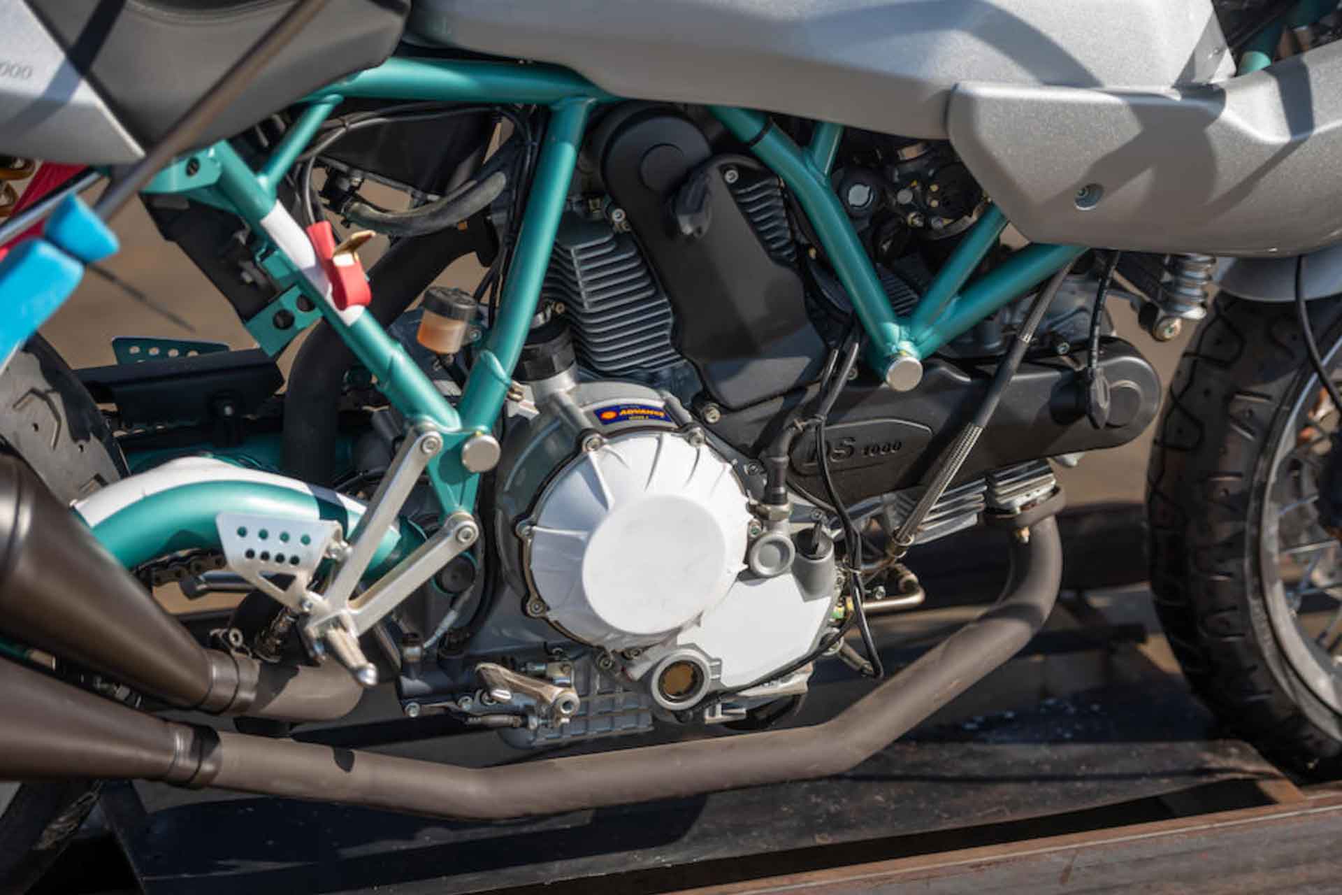 2006 Ducati Paul Smart 1000 LE Crated Motorcycle | Uncrate