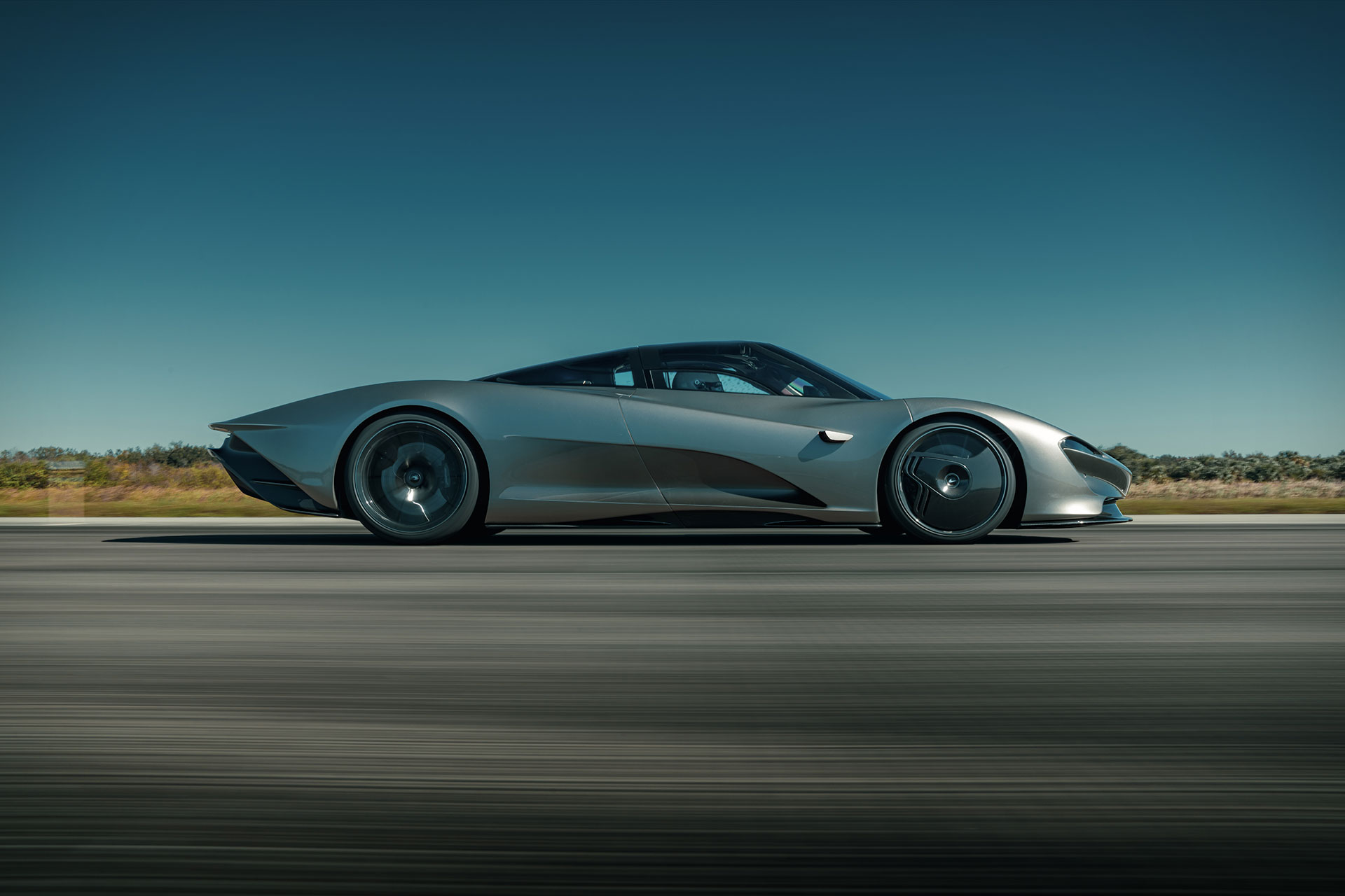 McLaren Speedtail Hypercar | Uncrate