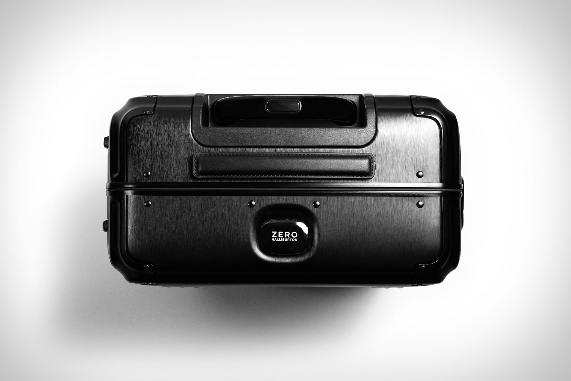 Zero Halliburton Pursuit Continental Carry-On Case | Uncrate