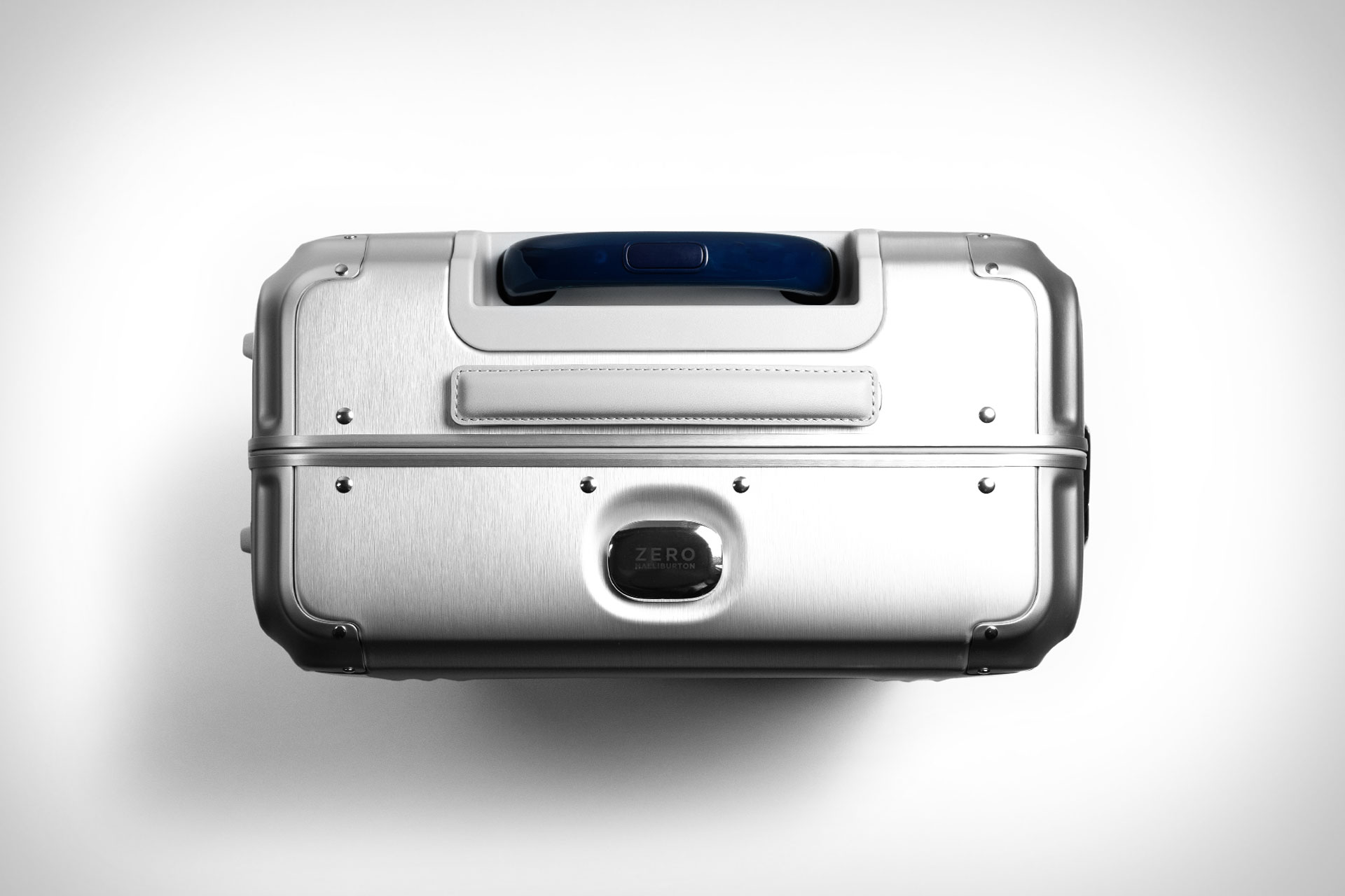Zero Halliburton Pursuit Continental Carry-On Case | Uncrate