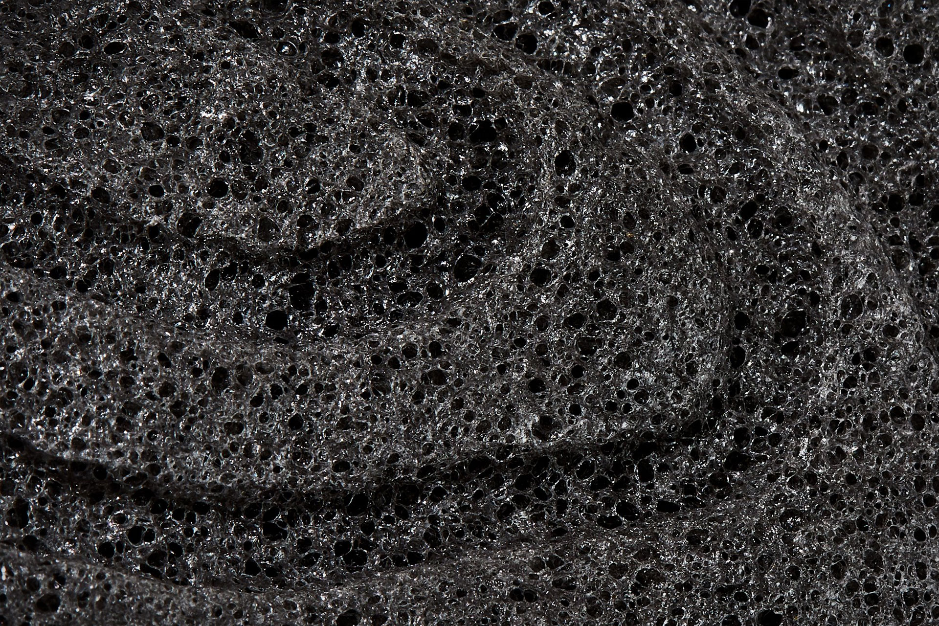 Orijin Bamboo Charcoal Sponge | Uncrate