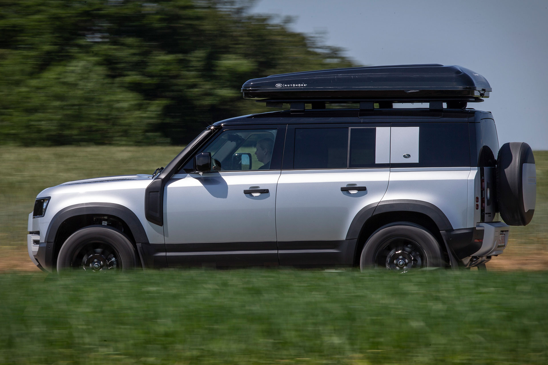 Autohome x Land Rover Defender Roof Tent | Uncrate