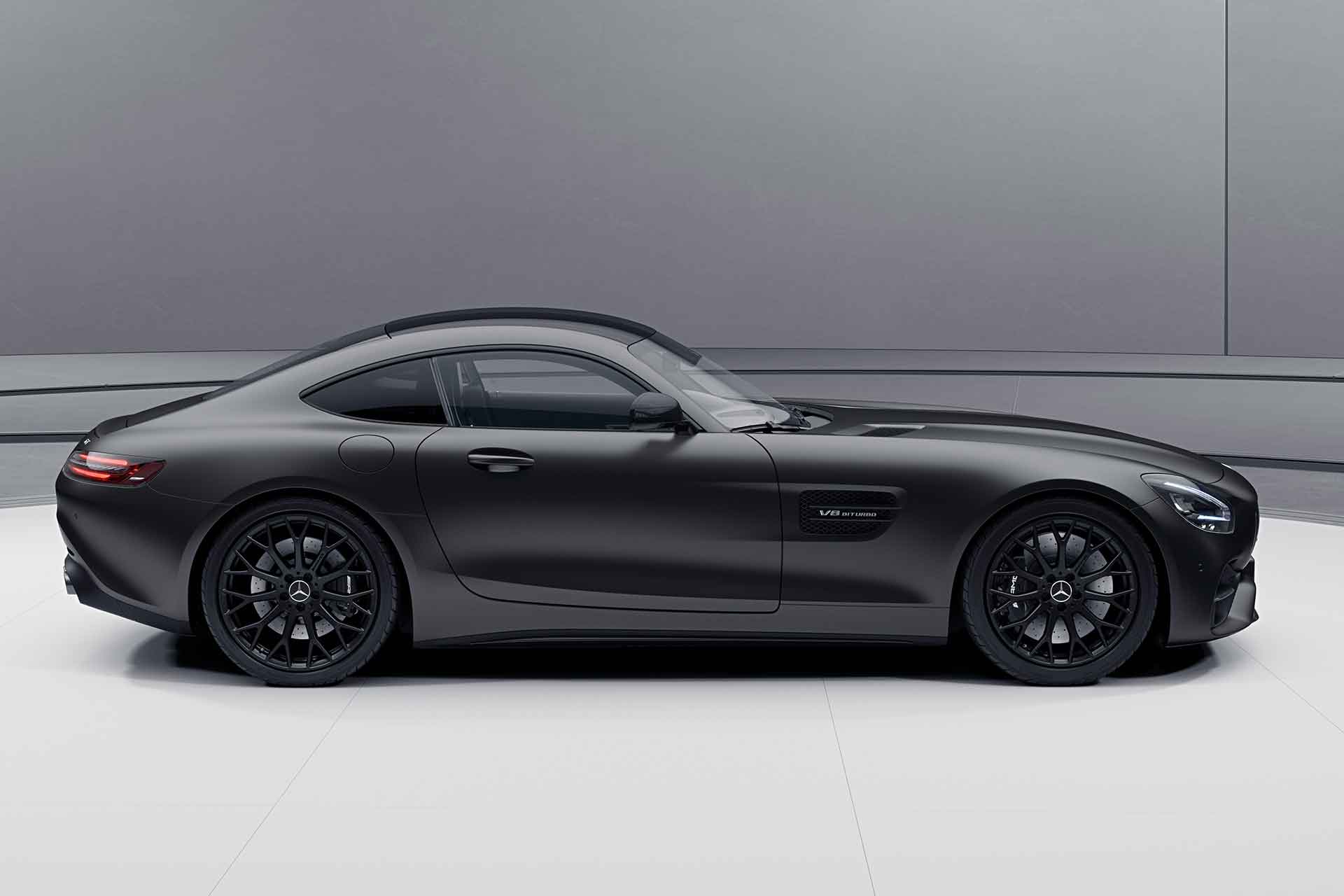 Mercedes-AMG GT Édition Stealth Coupé et Roadster 2021 | Uncrate