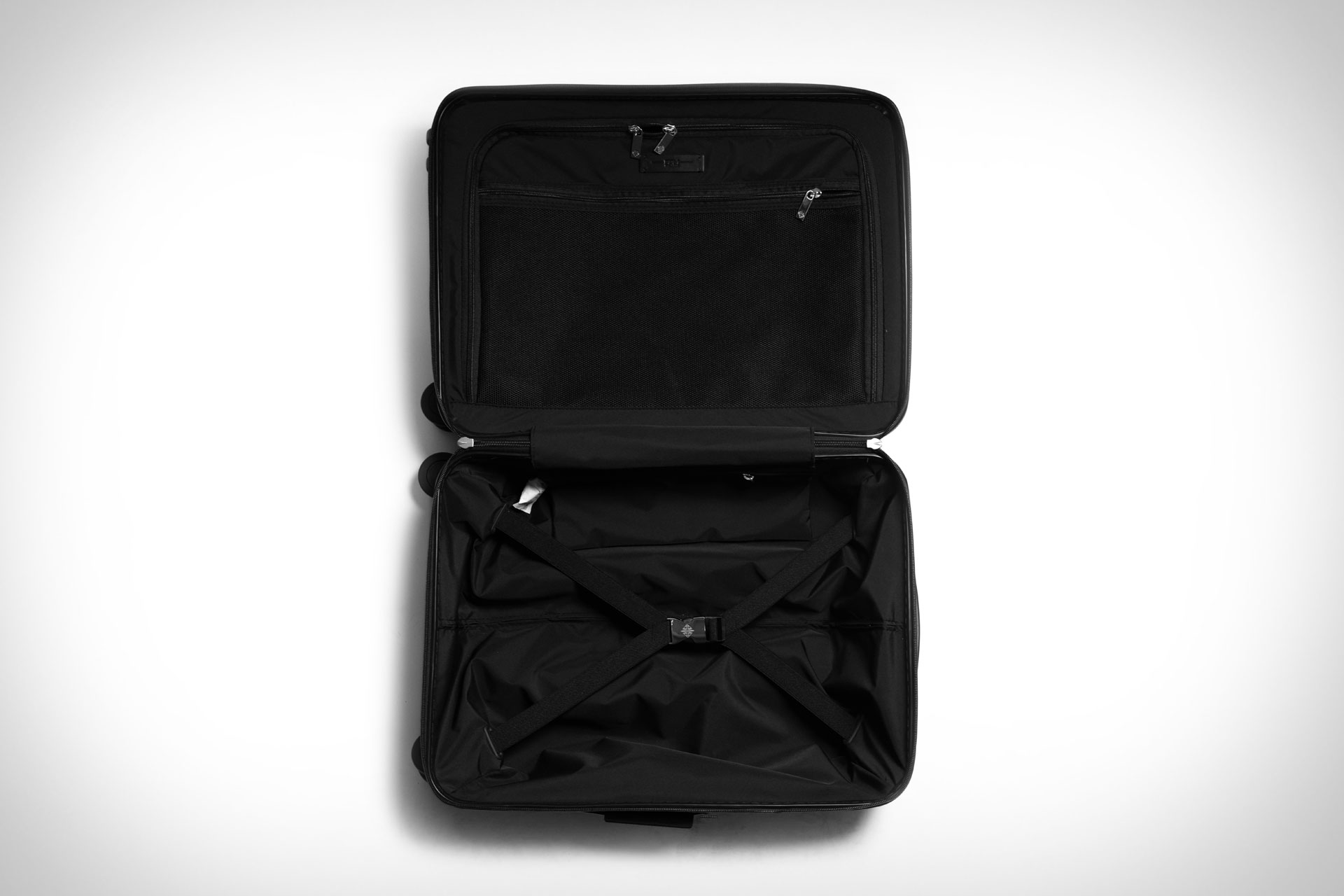 FPM Bank Zip M Suitcase | Uncrate