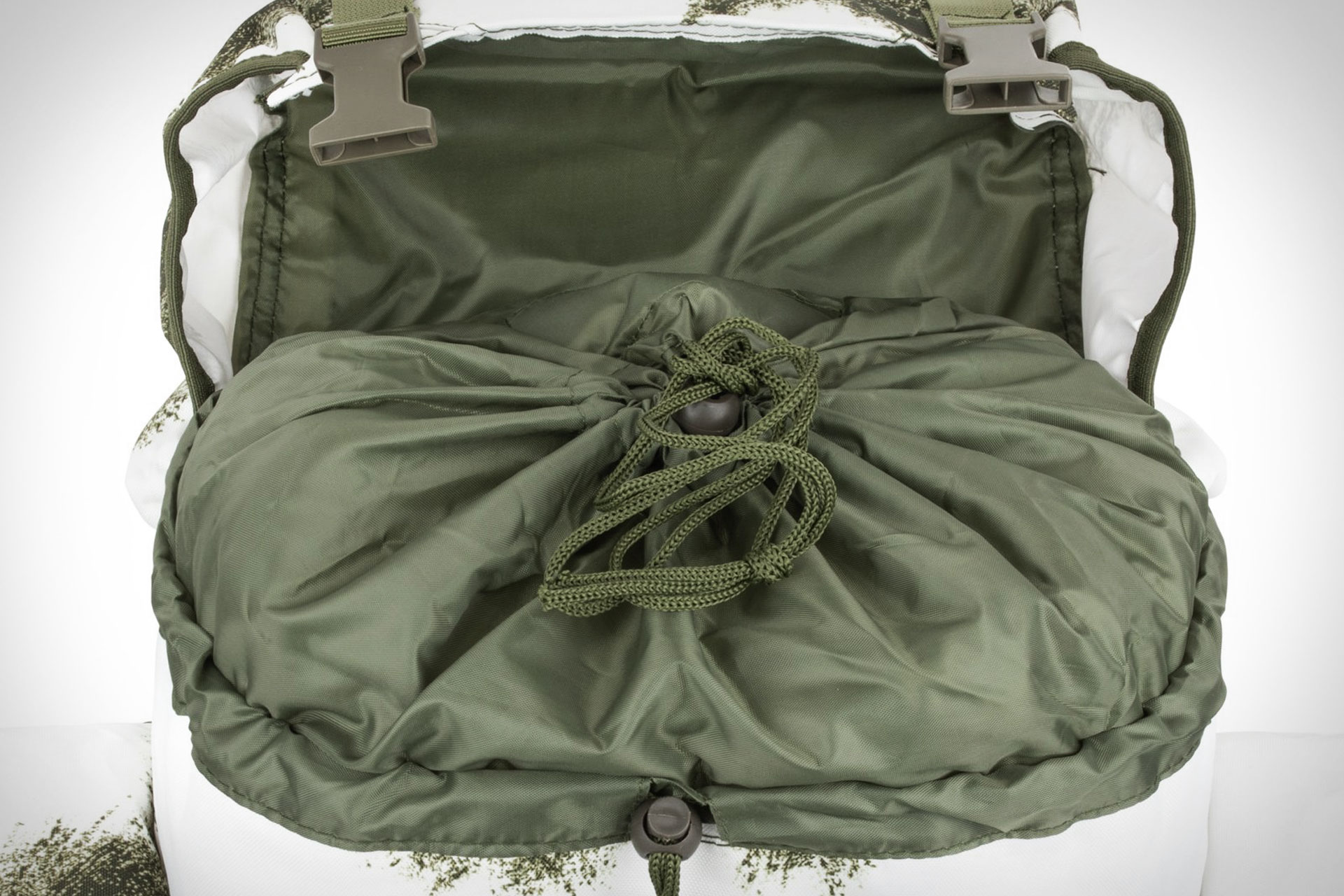 German Army Snow Backpack | Uncrate
