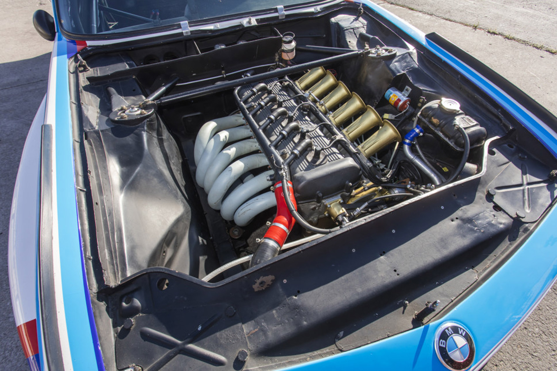 1974 BMW 3.5 CSL IMSA Batmobile Race Car | Uncrate