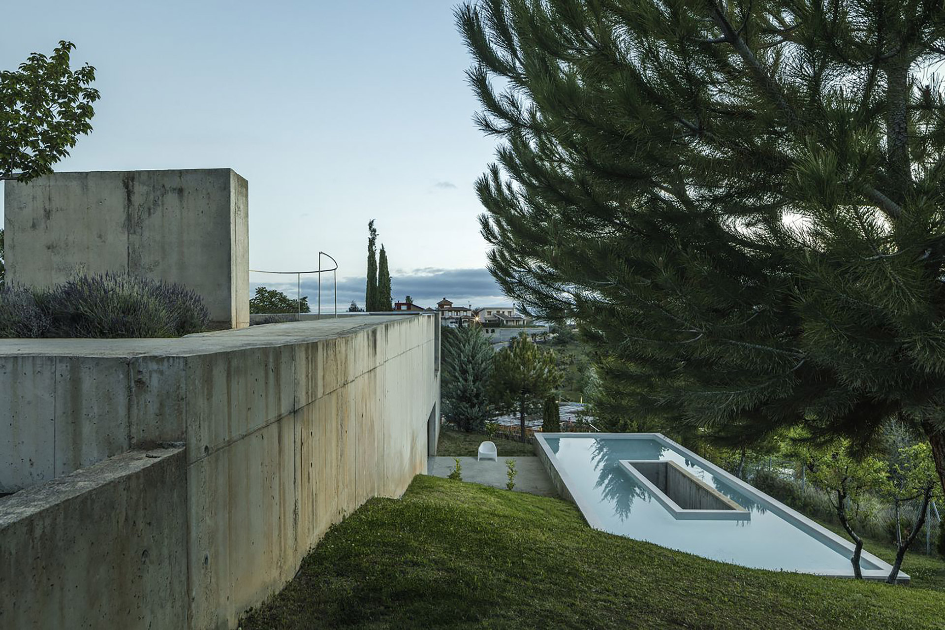 ラデラハウス | Uncrate