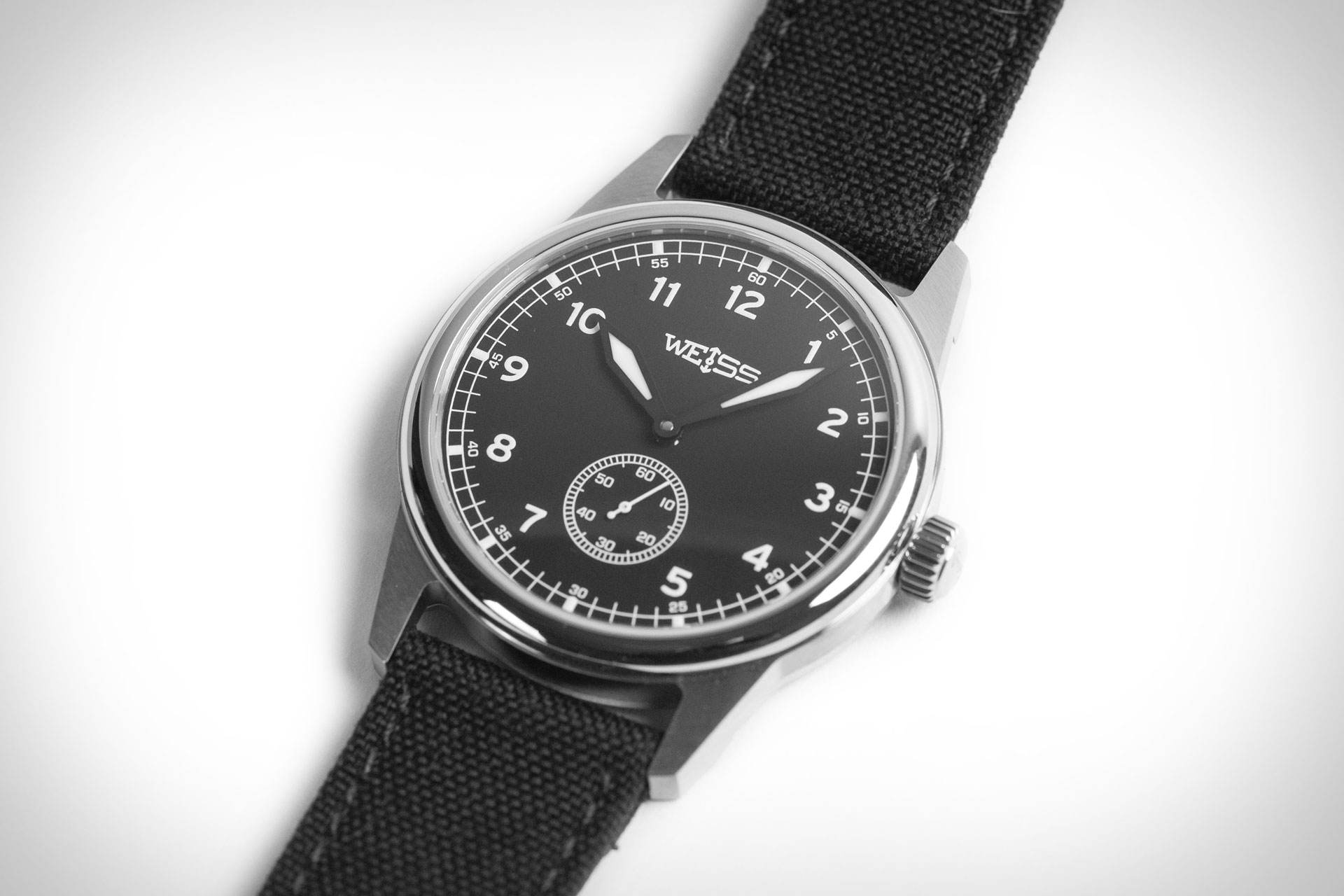 Weiss Standard Issue Field Watch | Uncrate
