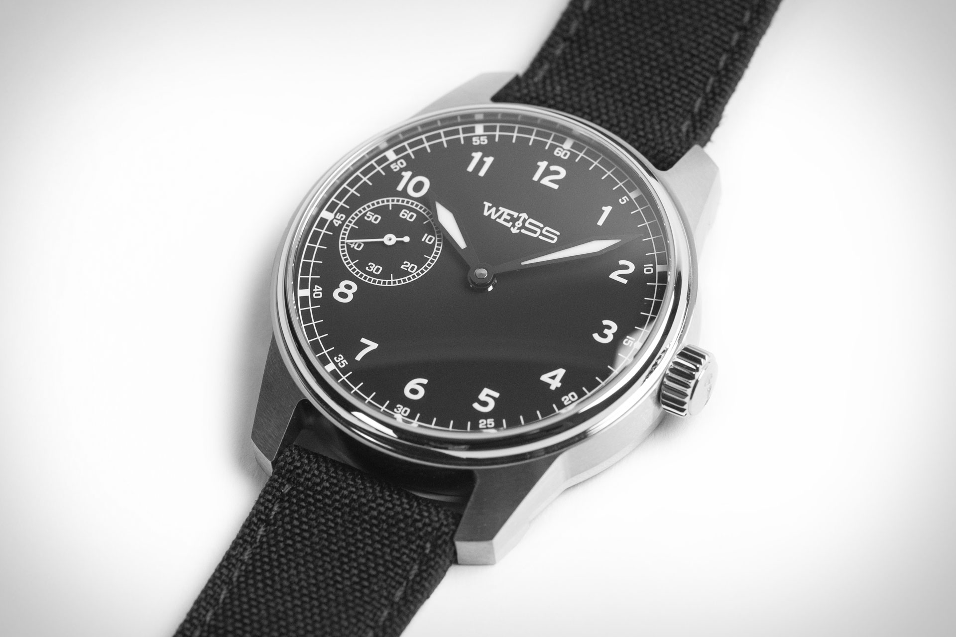 Weiss Standard Issue Field Watch | Uncrate